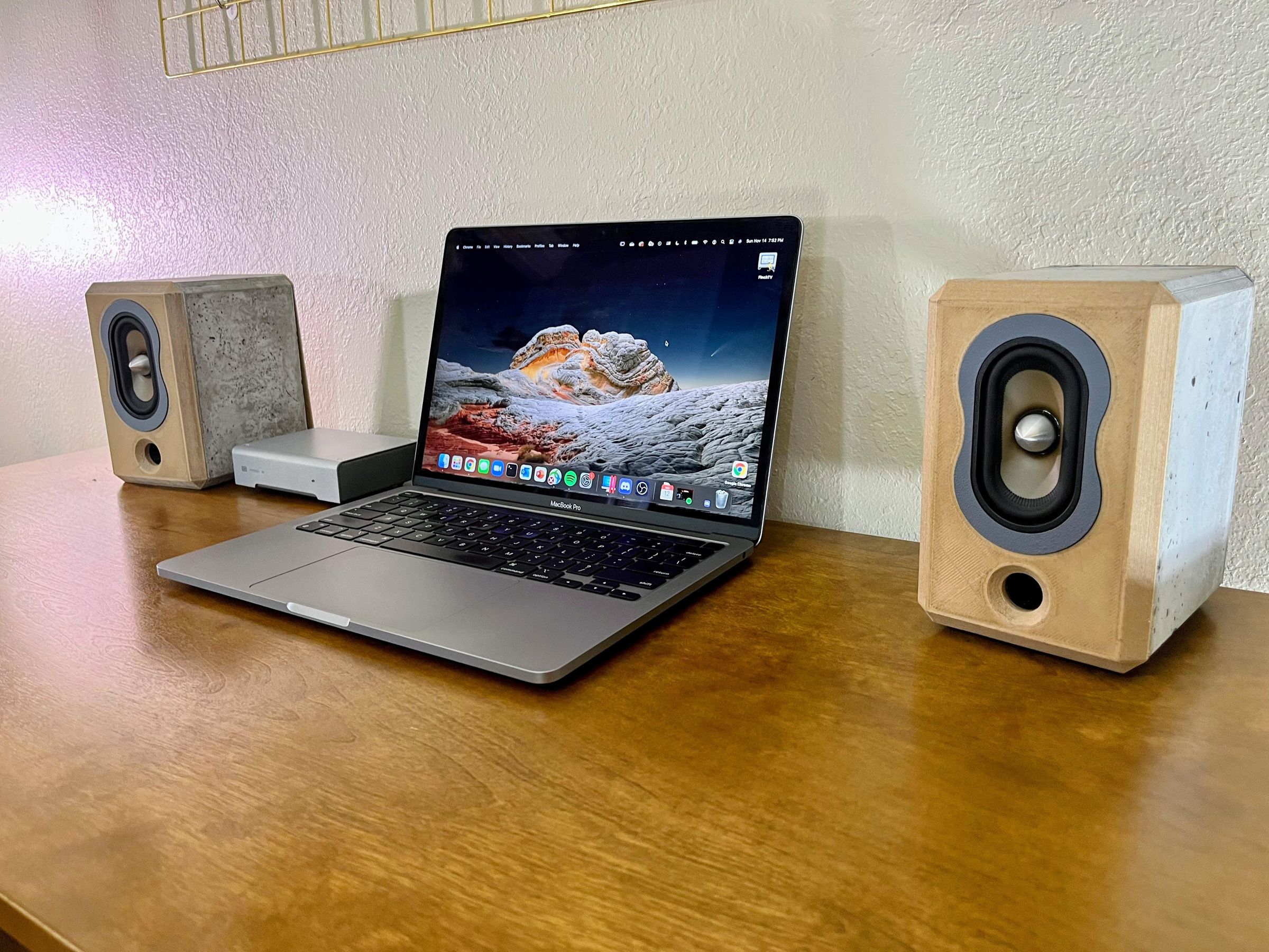 Design and Build *Truly* Hi-Fi Desktop Speakers Using Concrete and 3D ...