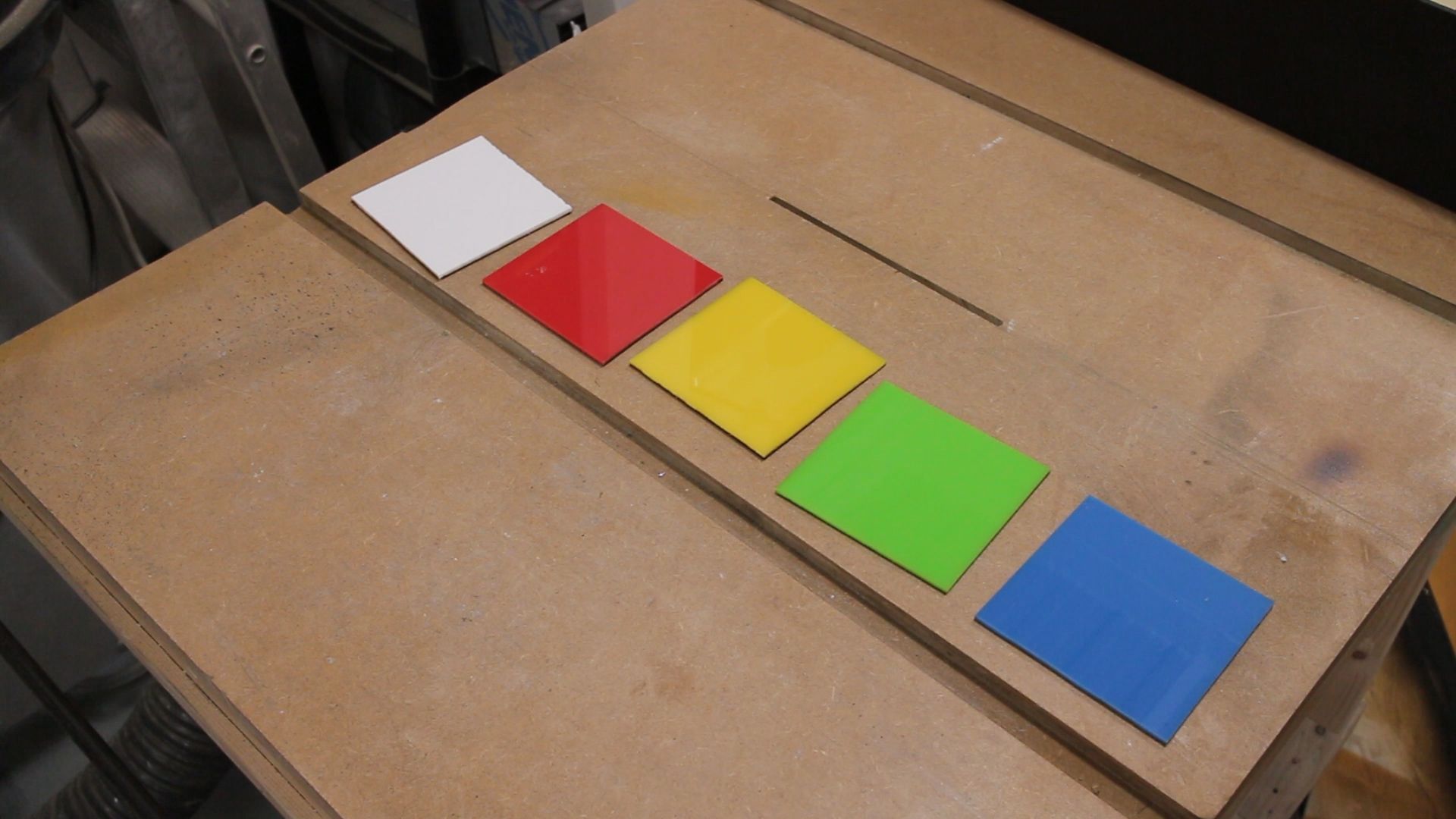 Working WarGames Defcon Sign : 4 Steps (with Pictures) - Instructables