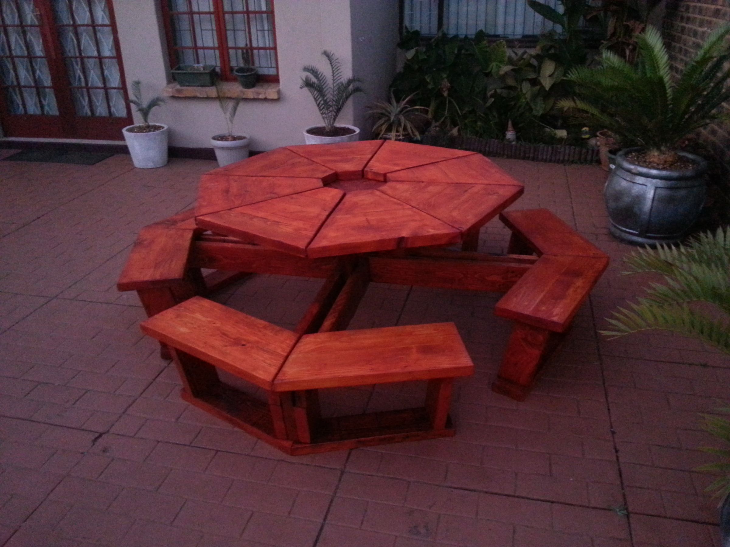 Octagonal Party Bench : 7 Steps (with Pictures) - Instructables