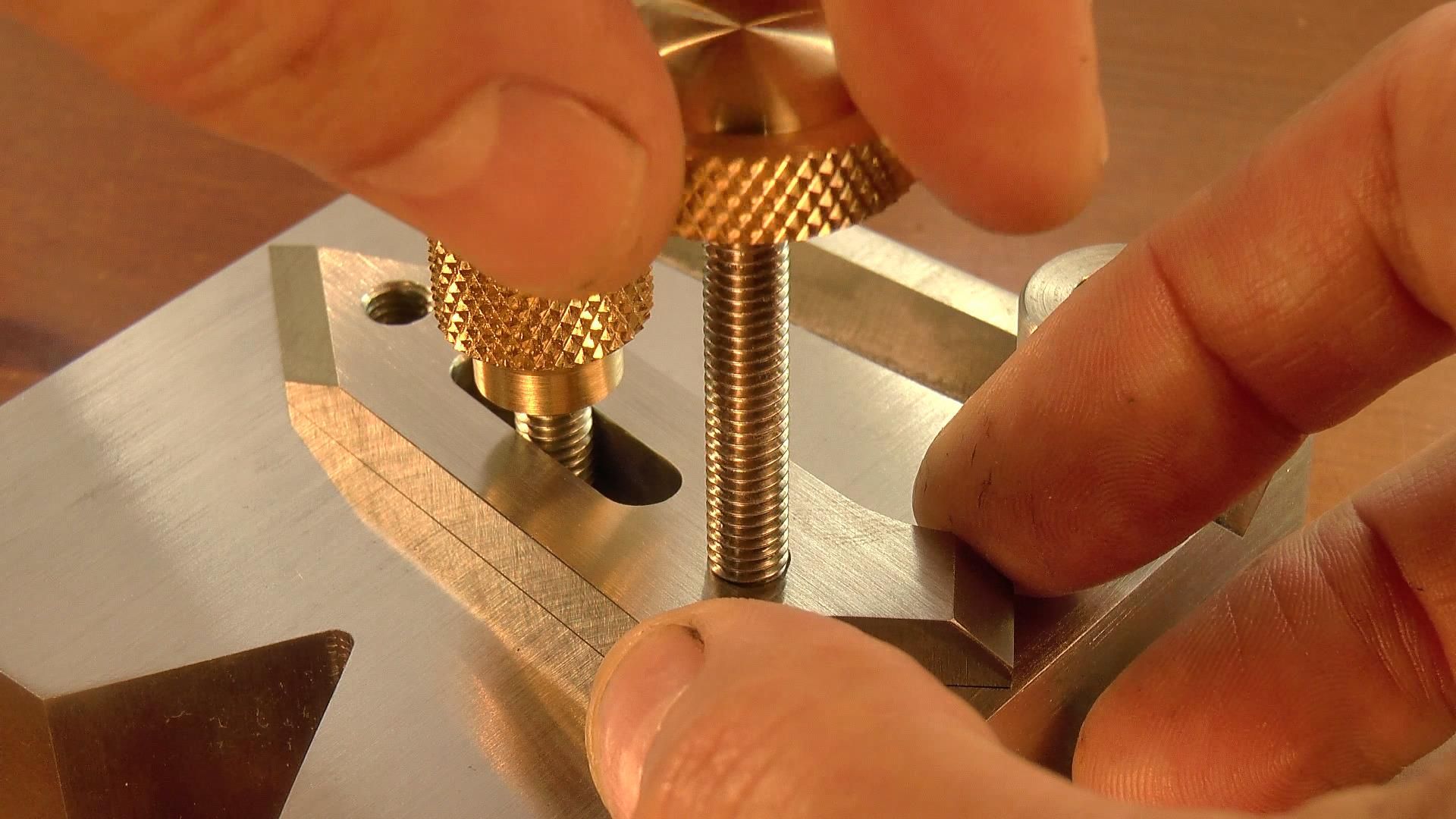 Machining a Finger Plate Clamping Tool : 11 Steps (with Pictures ...