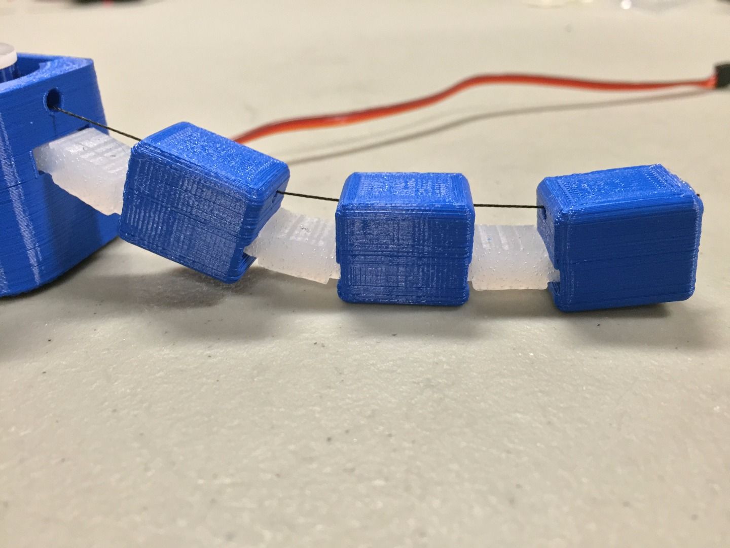 Simple Robotic Gripper : 8 Steps (with Pictures) - Instructables