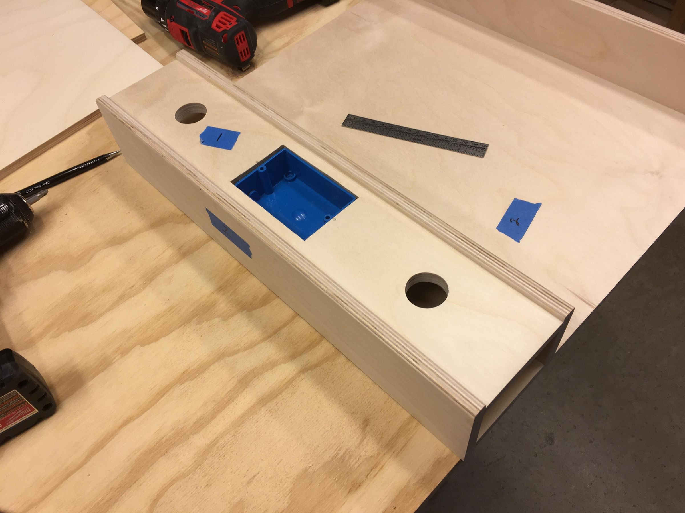 Backyard Movie Theater Cart : 14 Steps (with Pictures) - Instructables