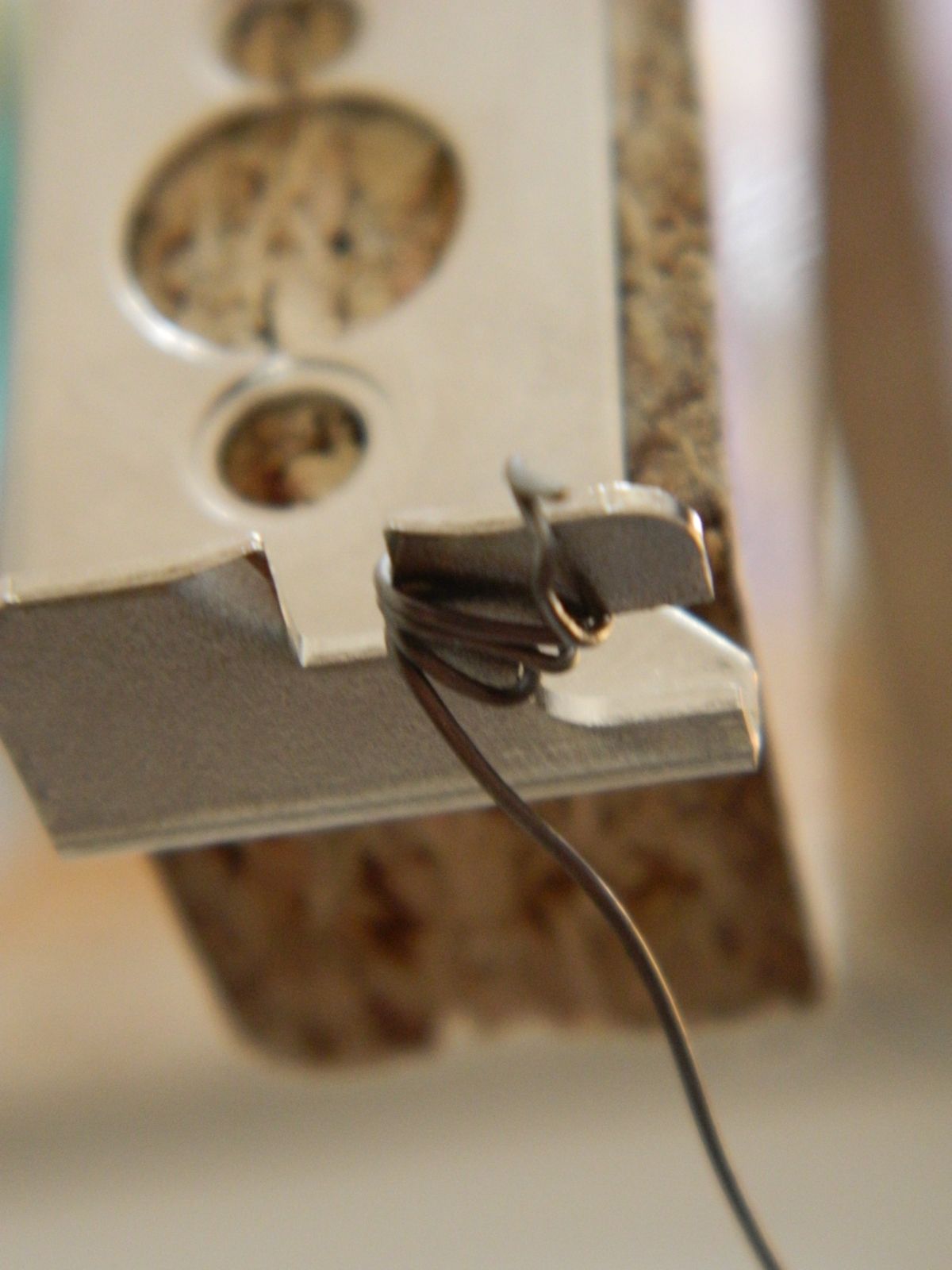 Simple Styrofoam Hot Wire Cutter : 10 Steps - Instructables