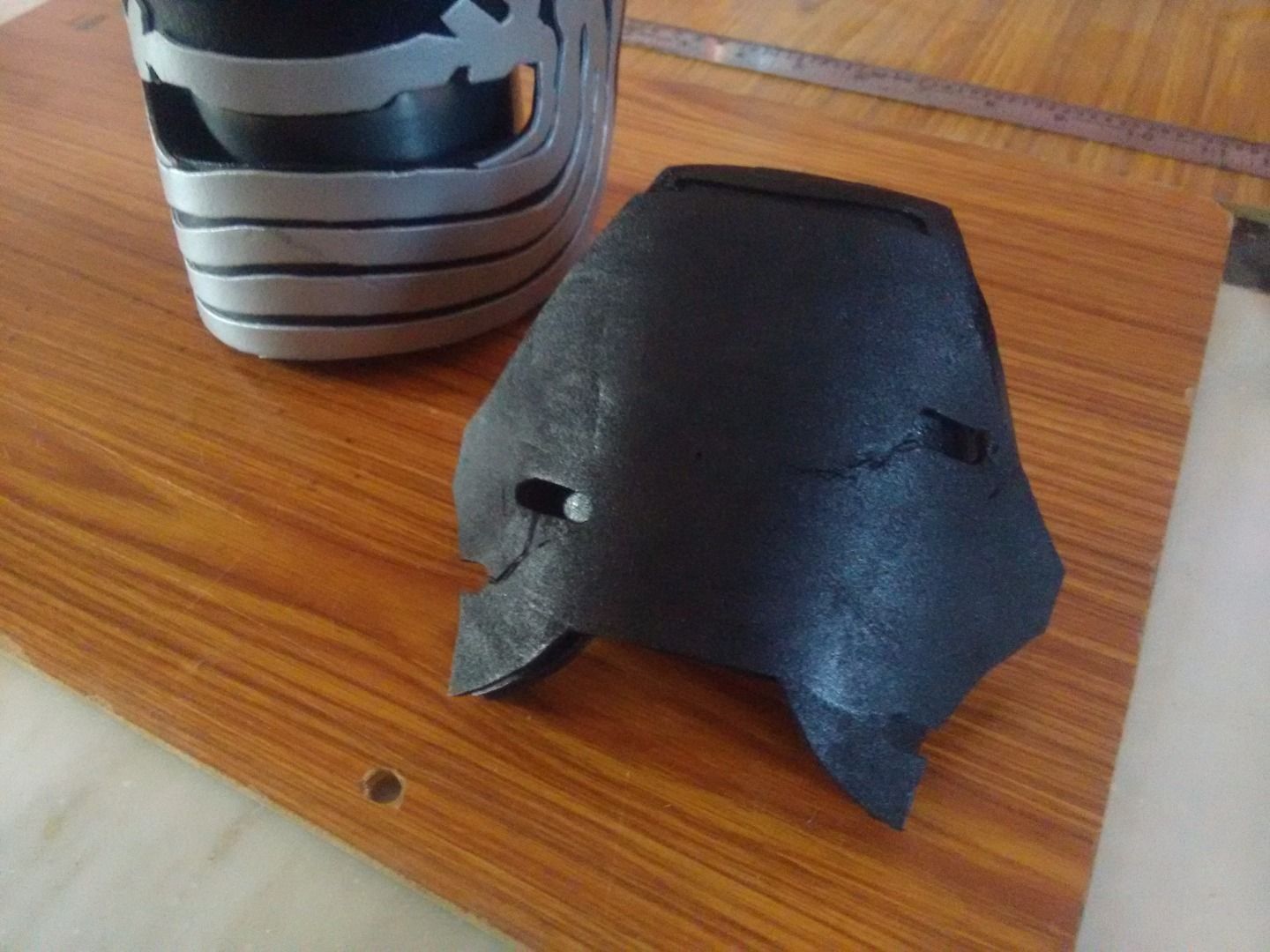 Kylo Ren Mask : 9 Steps (with Pictures) - Instructables