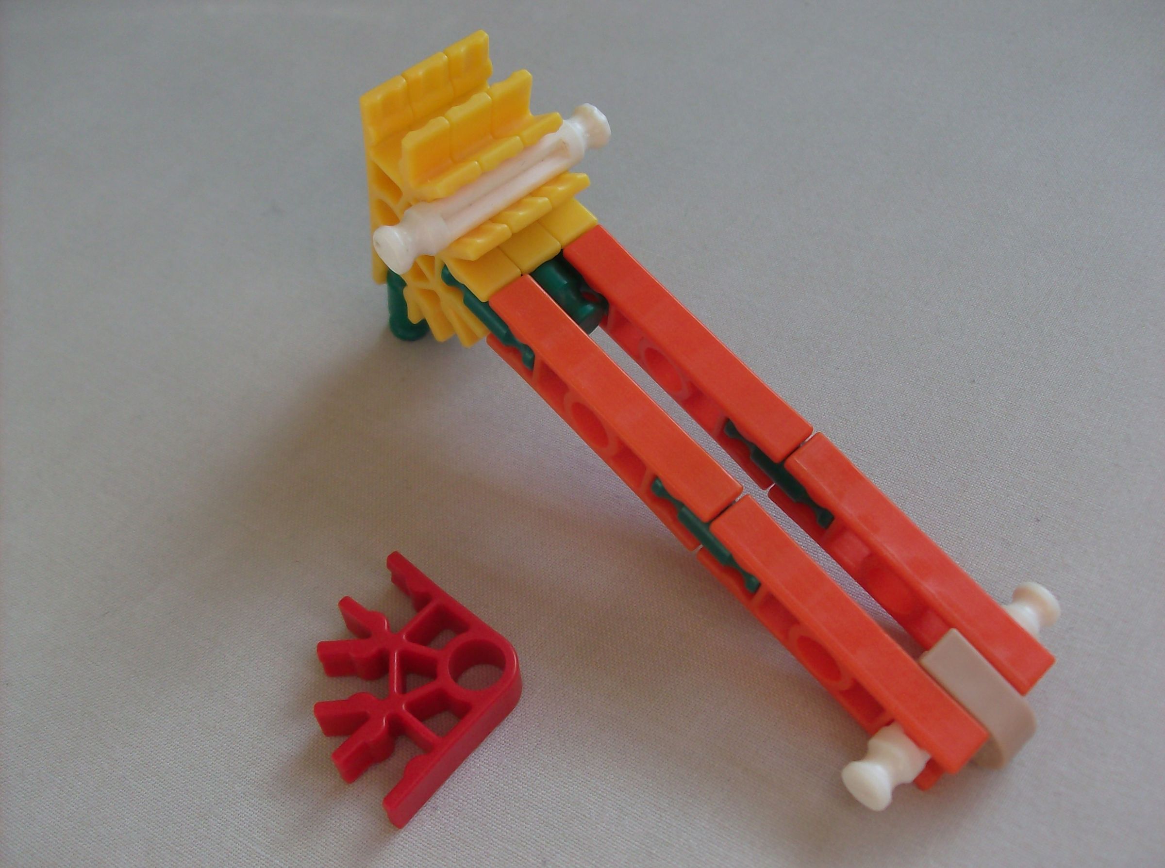 K'nex - MP5K Instructions : 7 Steps - Instructables