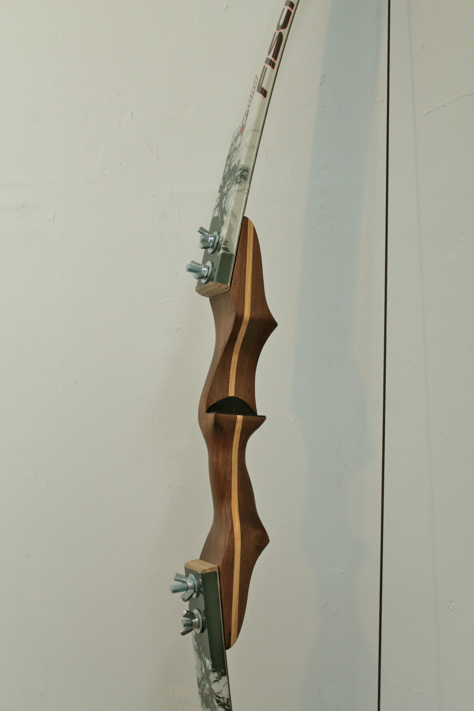 Powerful Takedown Bow From Downhill Skis - Instructables