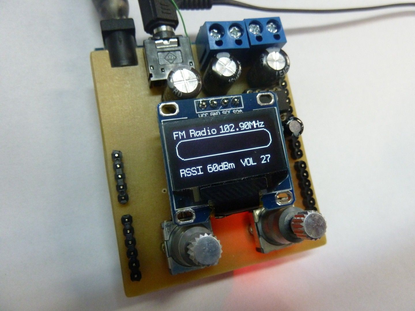 Si4703 FM Radio Arduino Uno Schield : 6 Steps (with Pictures) - Instructables
