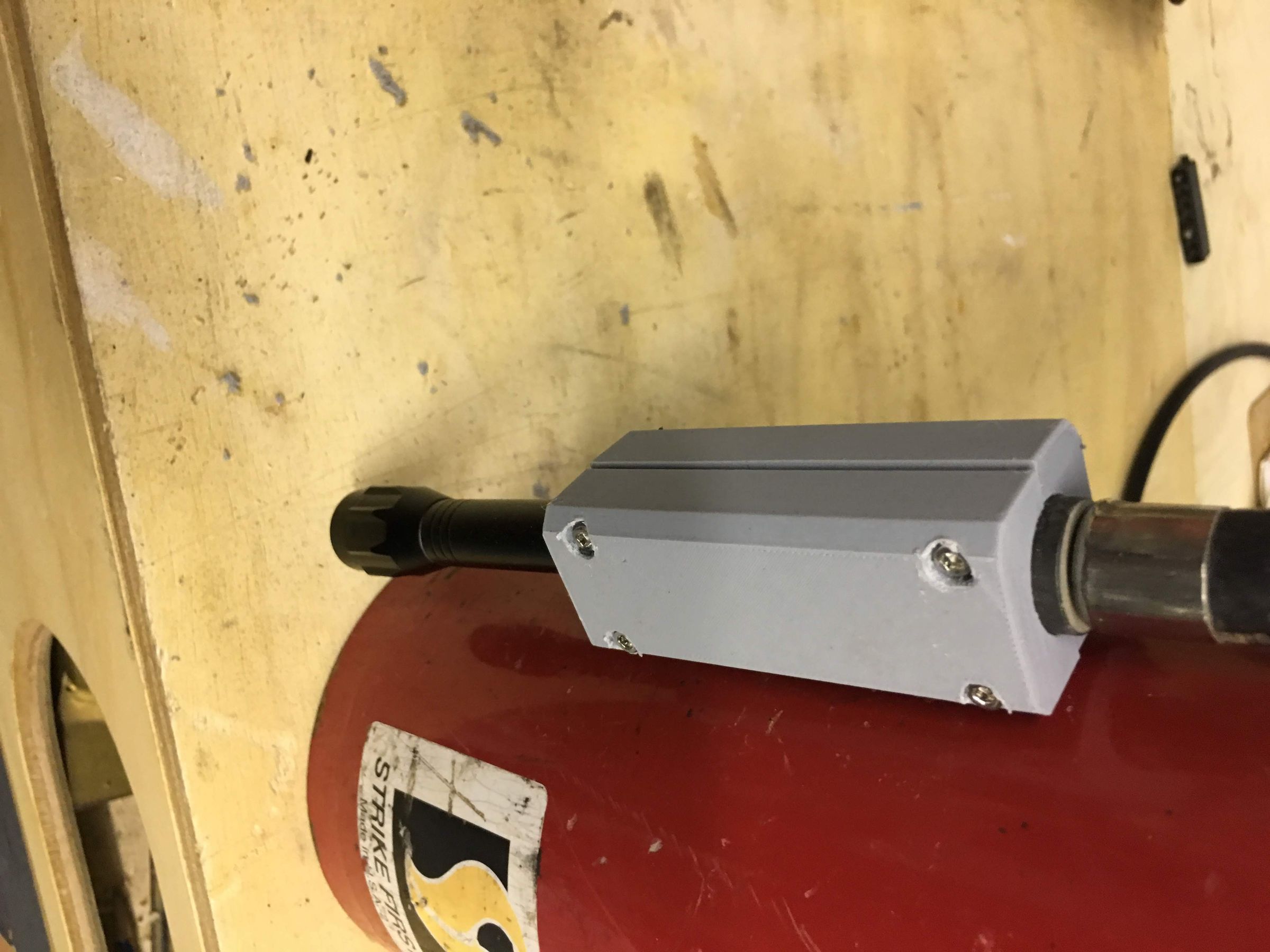 Fire Extinguisher Simulator : 7 Steps (with Pictures) - Instructables