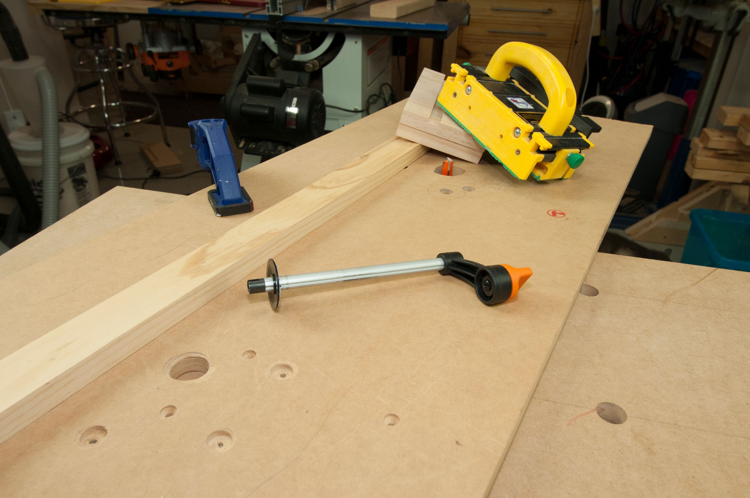 How to Build a Router Table for Woodworking for Under $10 in 10 Minutes ...