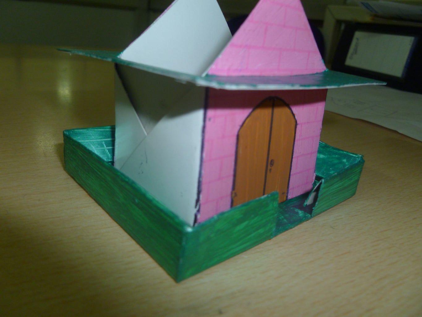 PAPER HOUSE WITHOUT ANY GLUE 7 Steps Instructables paper-house-without-any-glue-7-steps-instructables