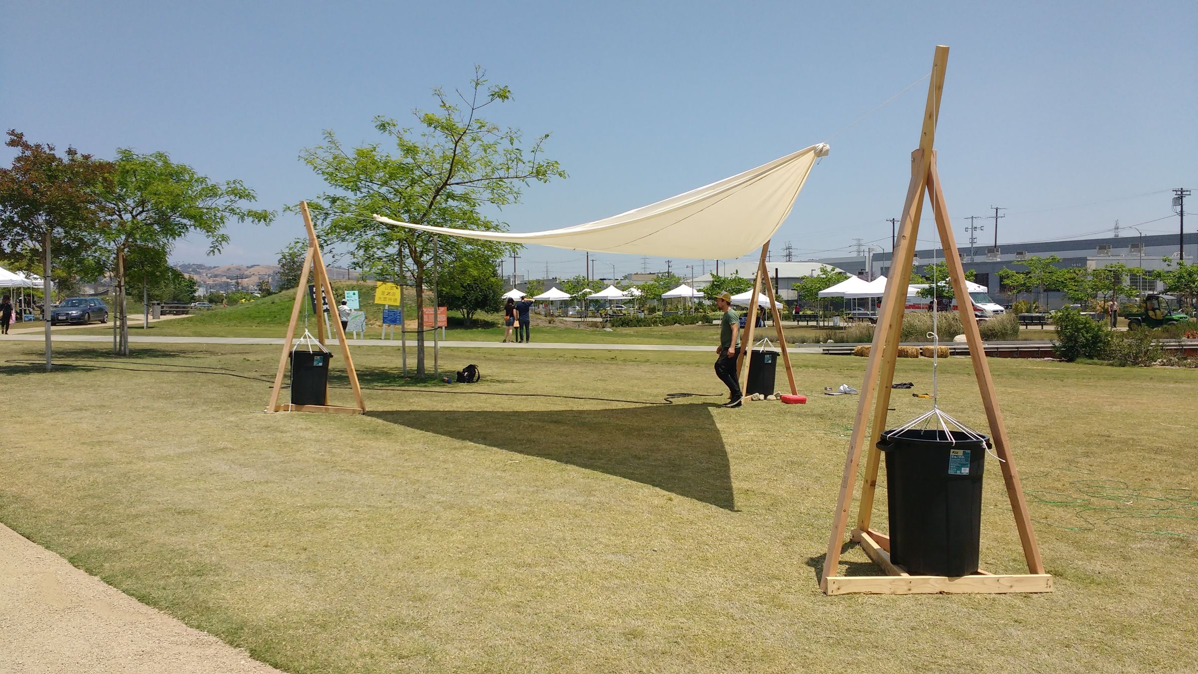 Easy Free-Standing Sun Shade : 6 Steps (with Pictures) - Instructables