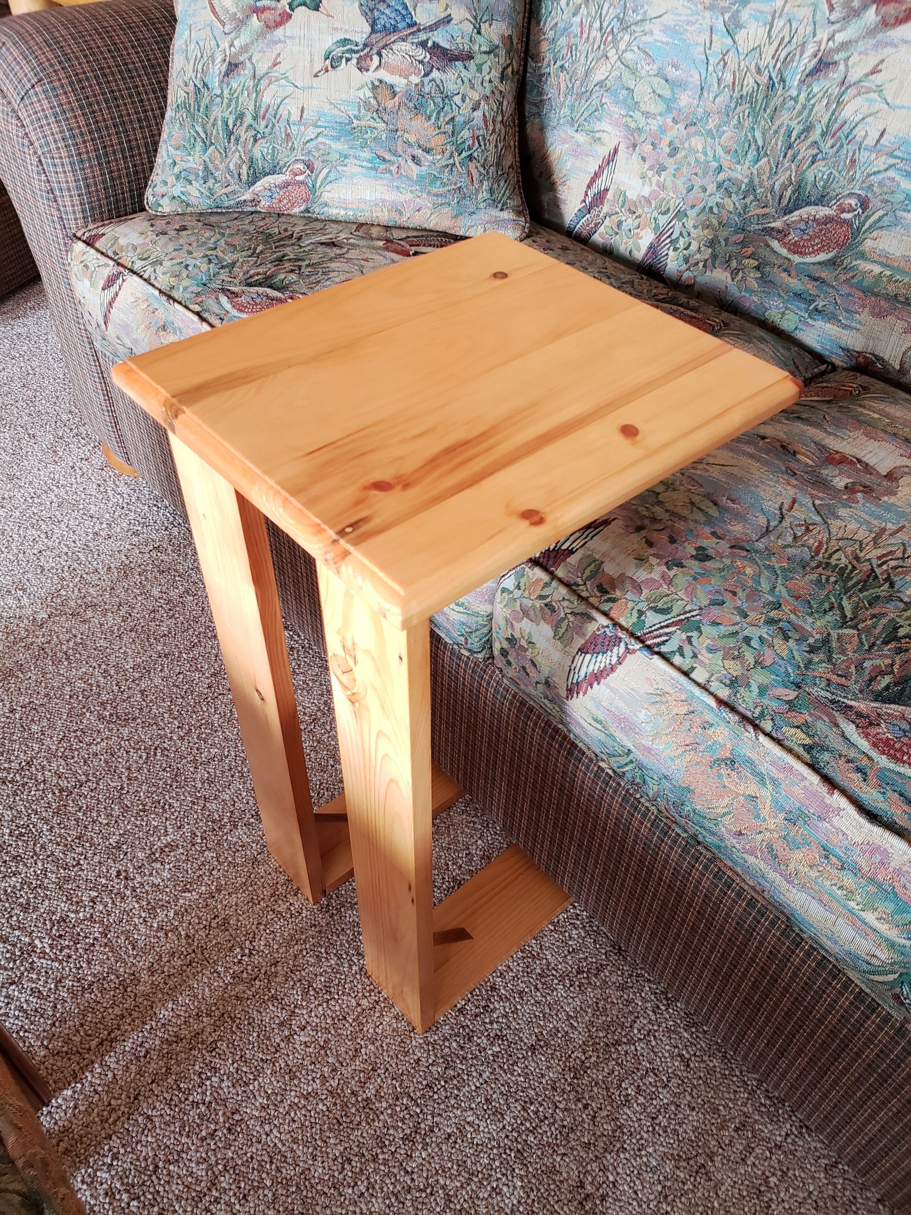 Slide Under End Table : 5 Steps (with Pictures) - Instructables