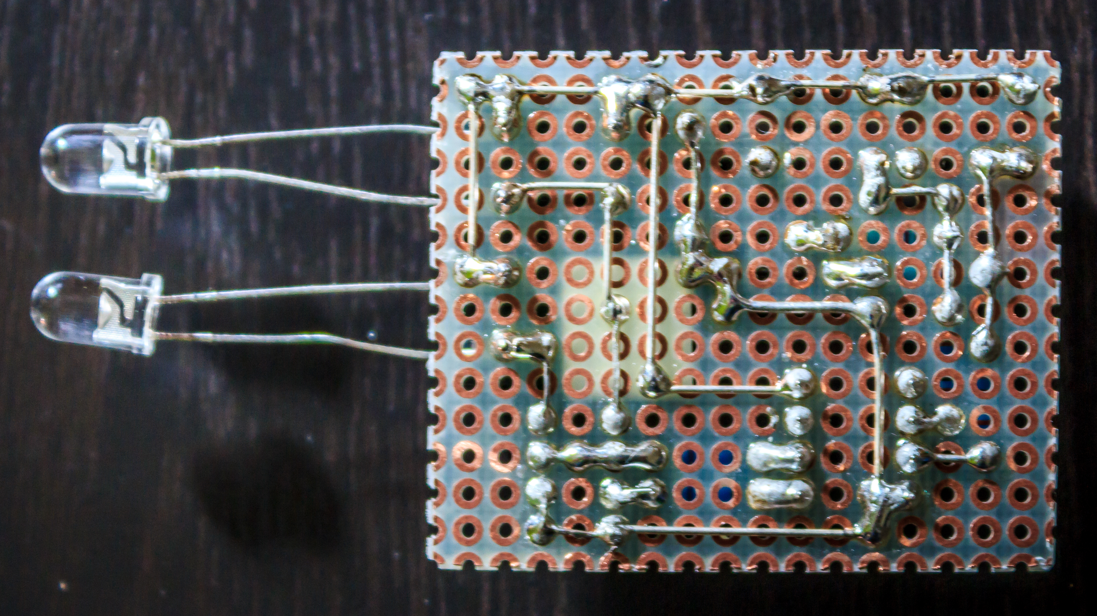 Attiny25/45/85 Police Light, With Arduino! : 9 Steps - Instructables