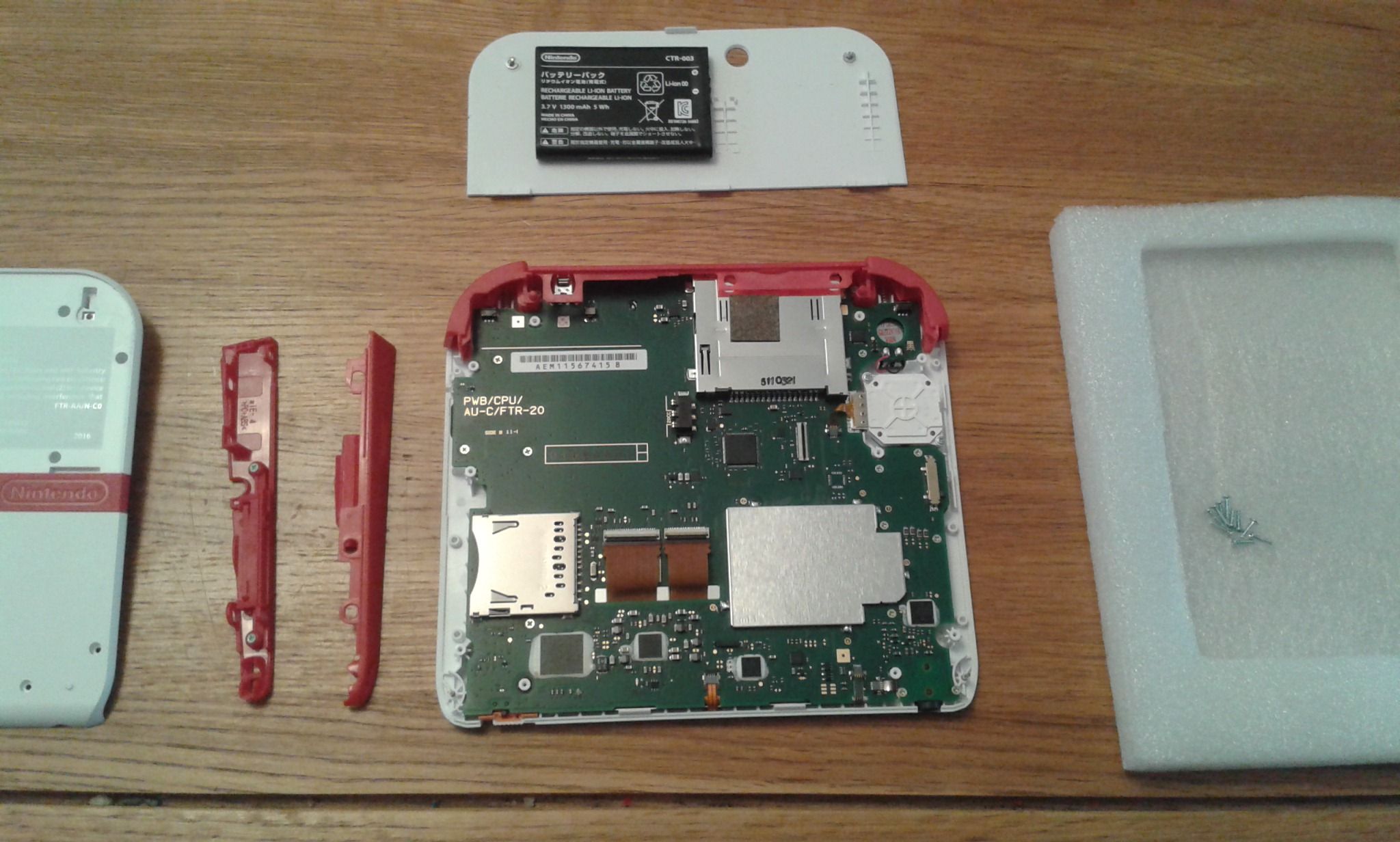 2DS Screen Repair : 11 Steps (with Pictures) - Instructables