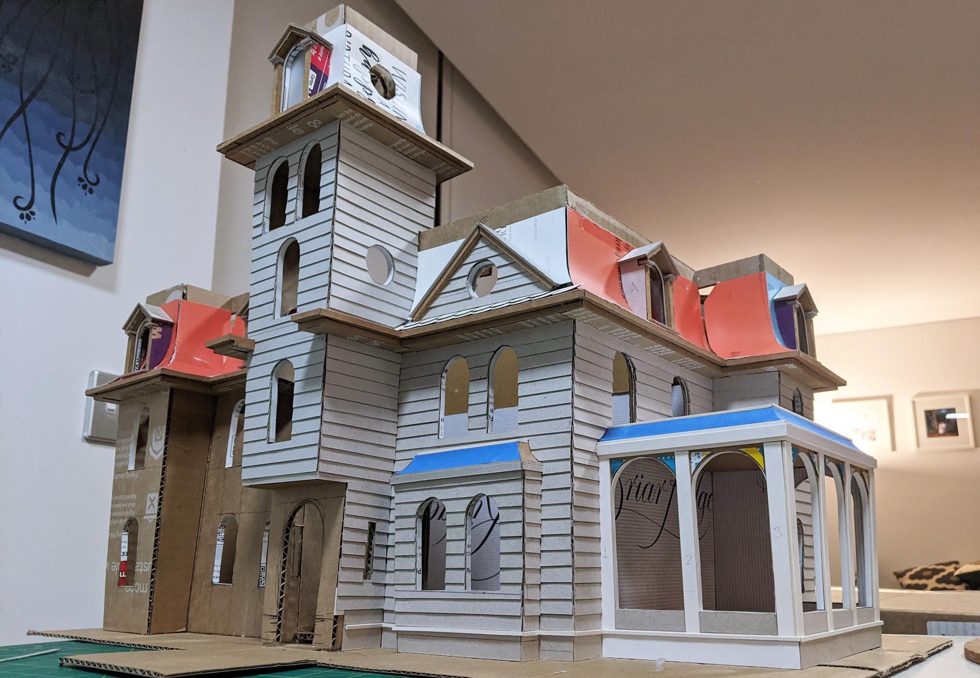 Addams Family Spooky Mansion Cardboard Model - With Lights and Sound ...