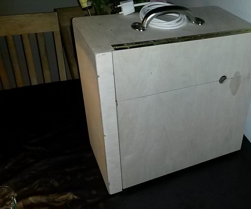 my portable workstation DIY Project - Step-by-Step DIY Project | FindingDIY