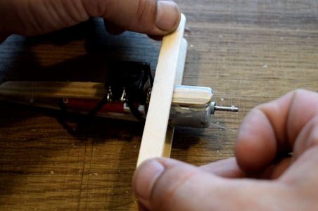 Plane With DC Motor : 10 Steps (with Pictures) - Instructables