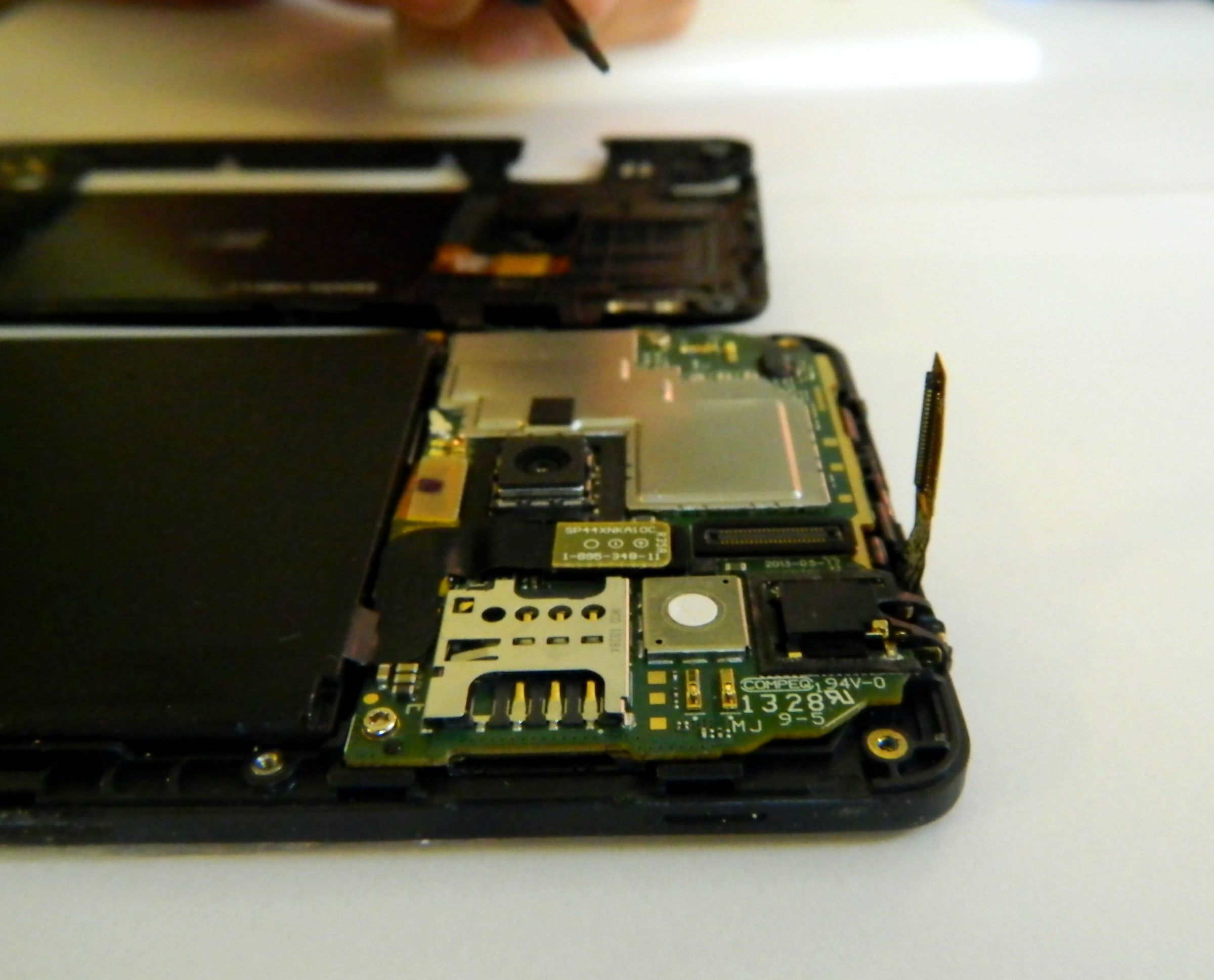 Replacing Broken Screen Glass : 4 Steps - Instructables