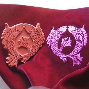 Emboss Velvet With Rubber Stamps and a Household Iron : 7 Steps (with ...