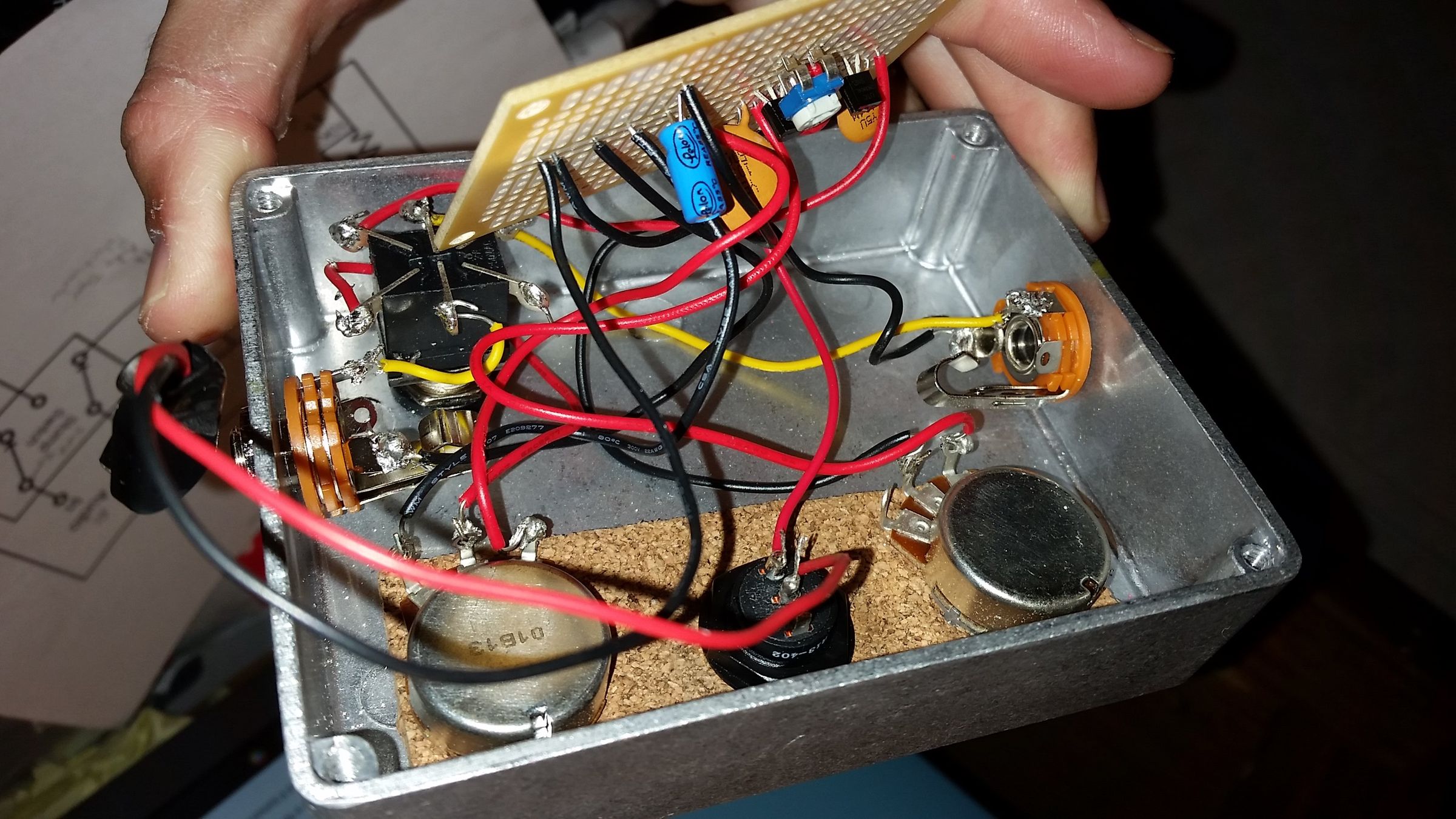 Fuzz Pedal : 18 Steps (with Pictures) - Instructables