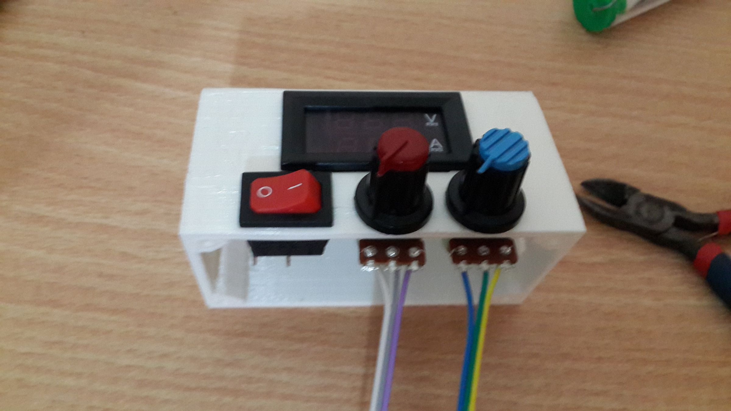 Easy and Cheap Lab Regulator for Any PSU : 6 Steps (with Pictures ...