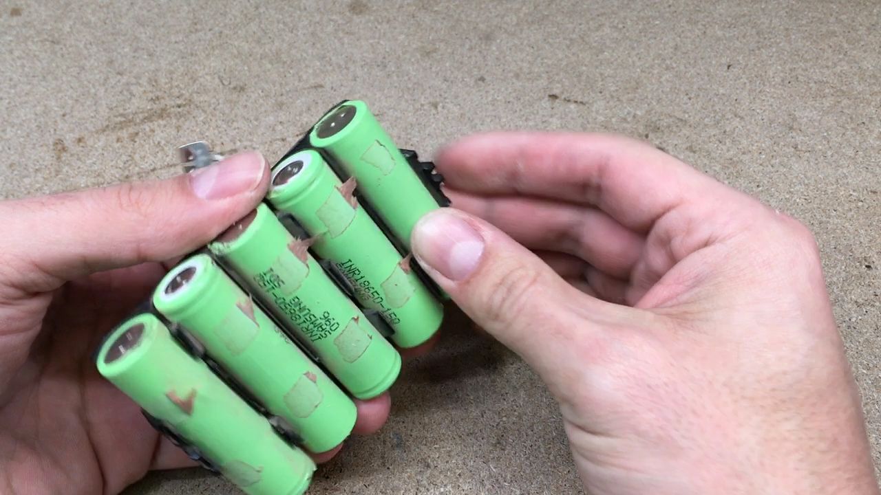 DIY: Increase Battery Capacity by Changing 18650 Cells : 8 Steps (with ...