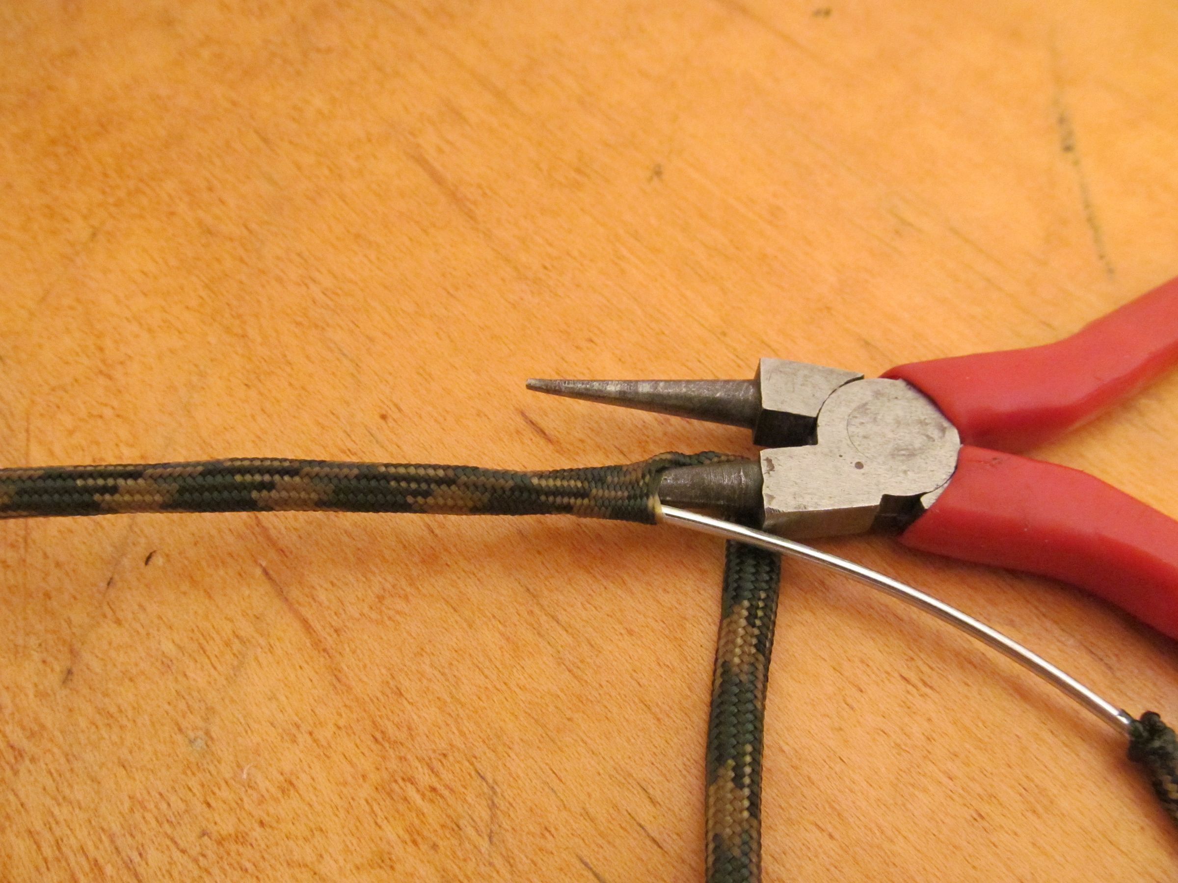 How to Eye Splice Paracord : 4 Steps (with Pictures) - Instructables