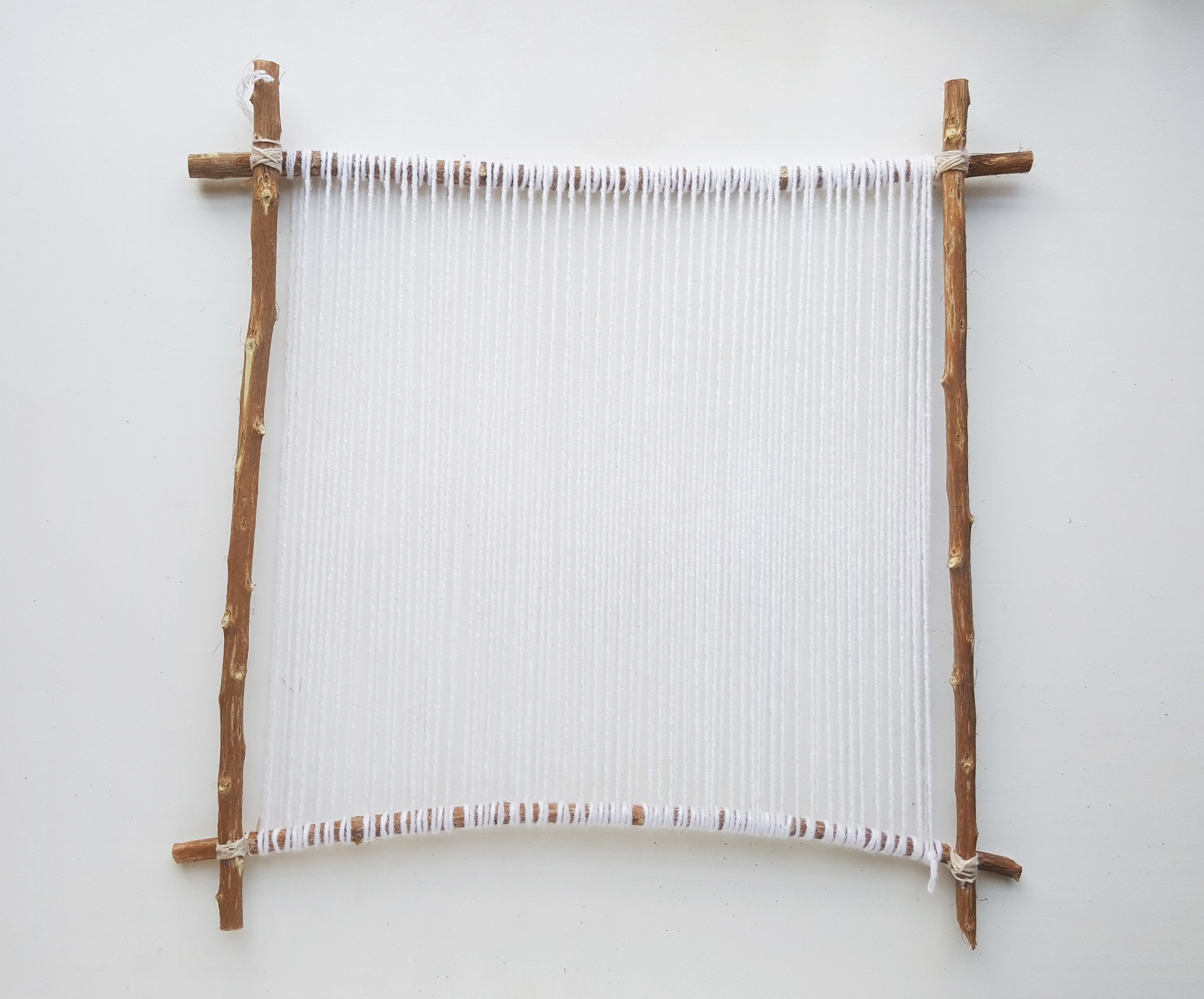 DIY Tapestry Weaving on Twig Frame : 11 Steps (with Pictures ...