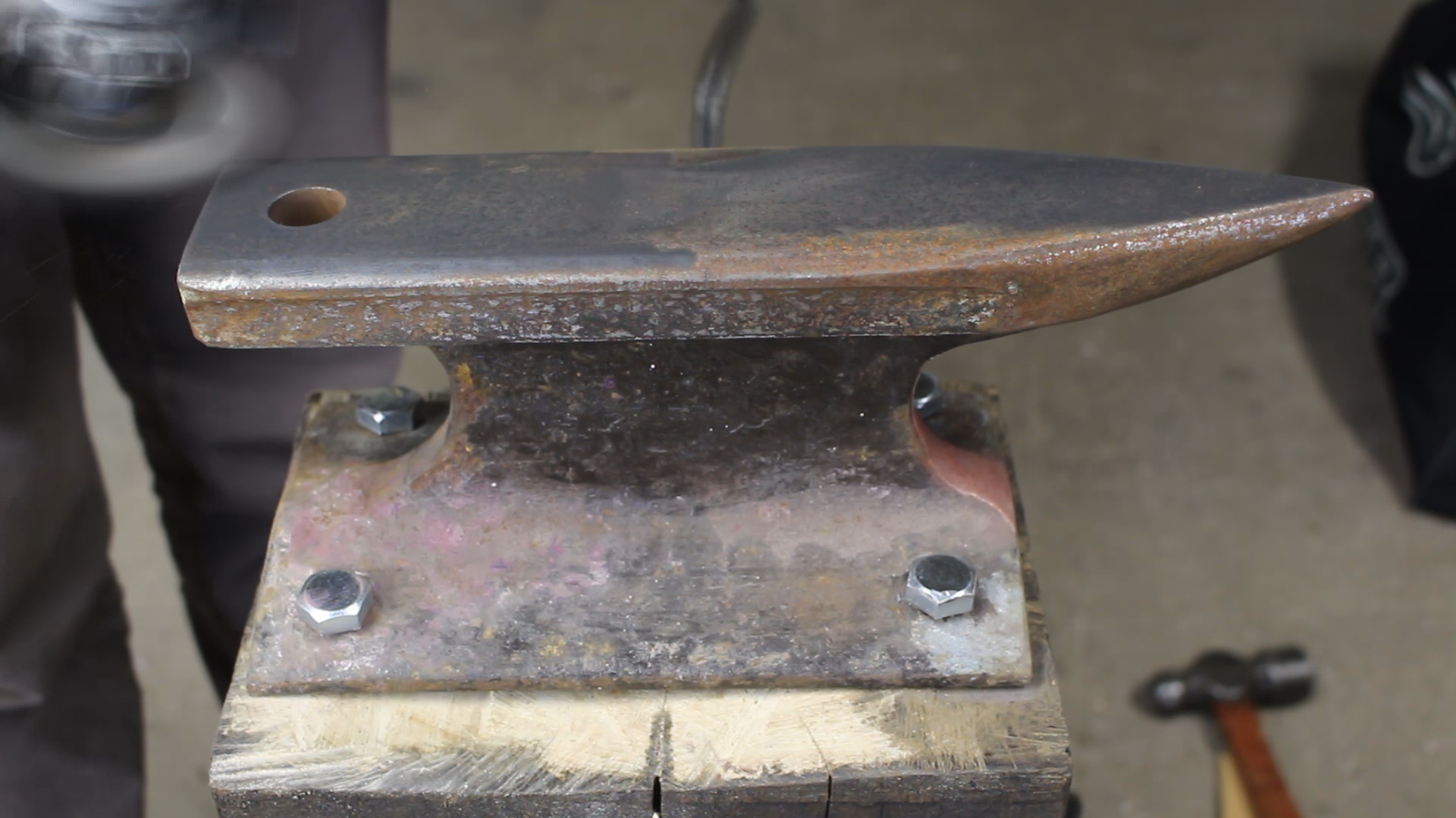 DIY Railroad Anvil Stand : 5 Steps (with Pictures) - Instructables