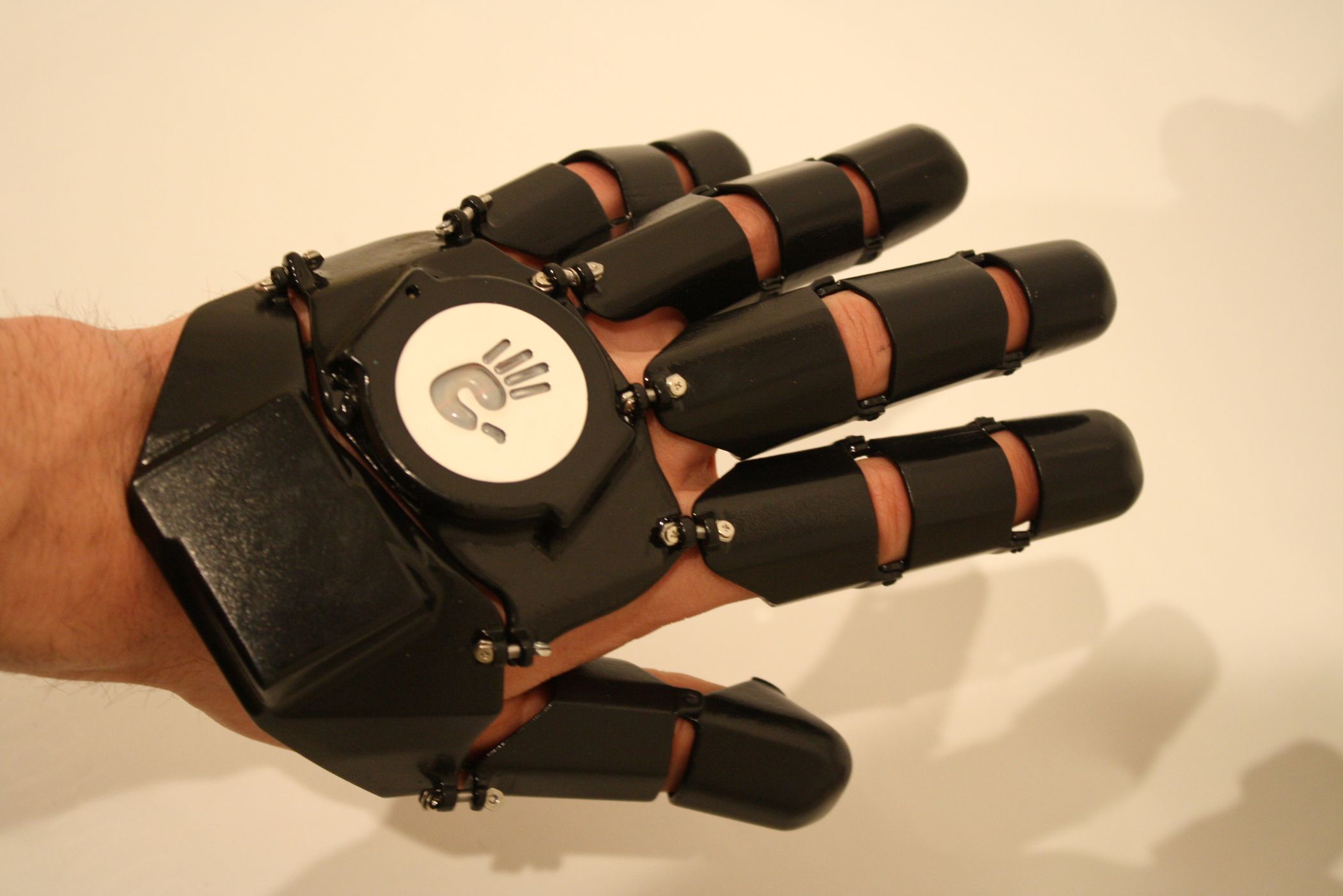 Making 'Glove One' - a 3D-printed, Wearable Cell Phone. : 10 Steps ...
