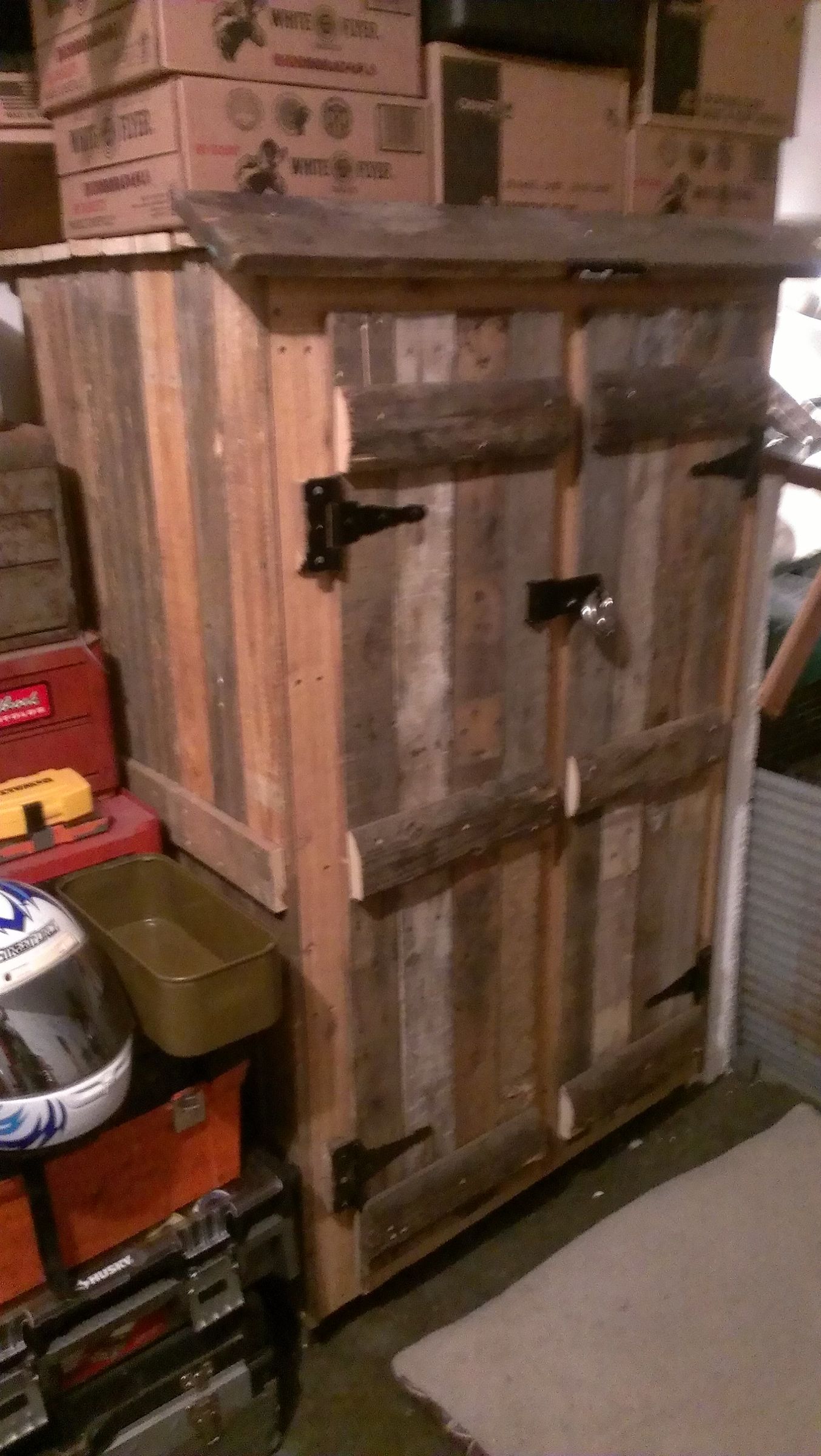 Repurposed Pallets Into Gun Cabinet : 10 Steps - Instructables