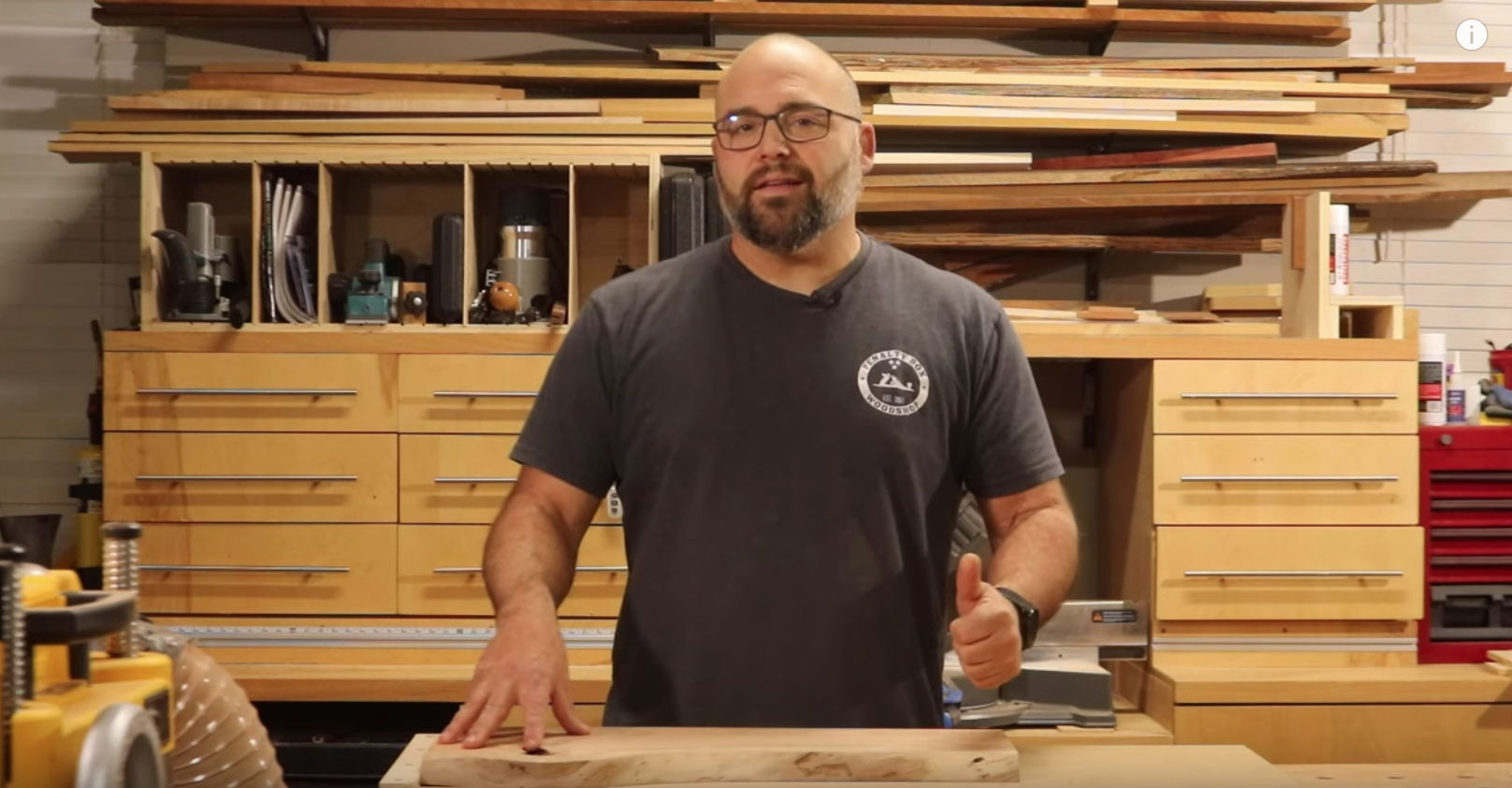 How to Make a Simple Planer Sled for Flattening Wide Boards : 4 Steps ...