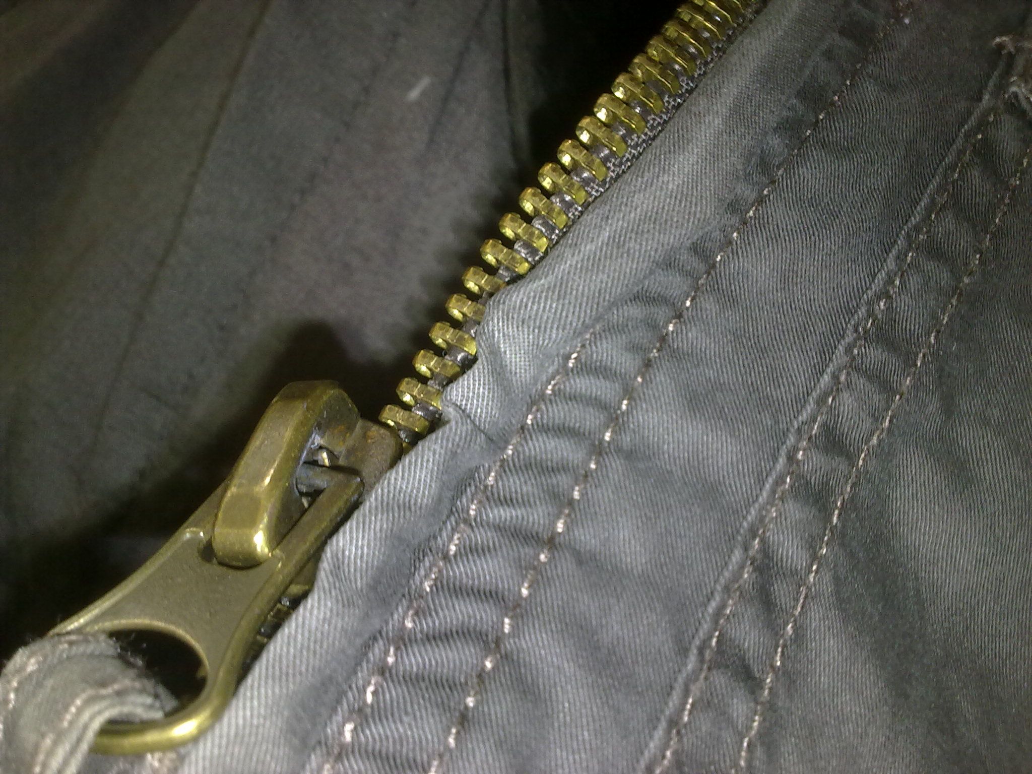 Jacket Mod: Stop the Zipper From Catching the Fabric! : 6 Steps (with ...