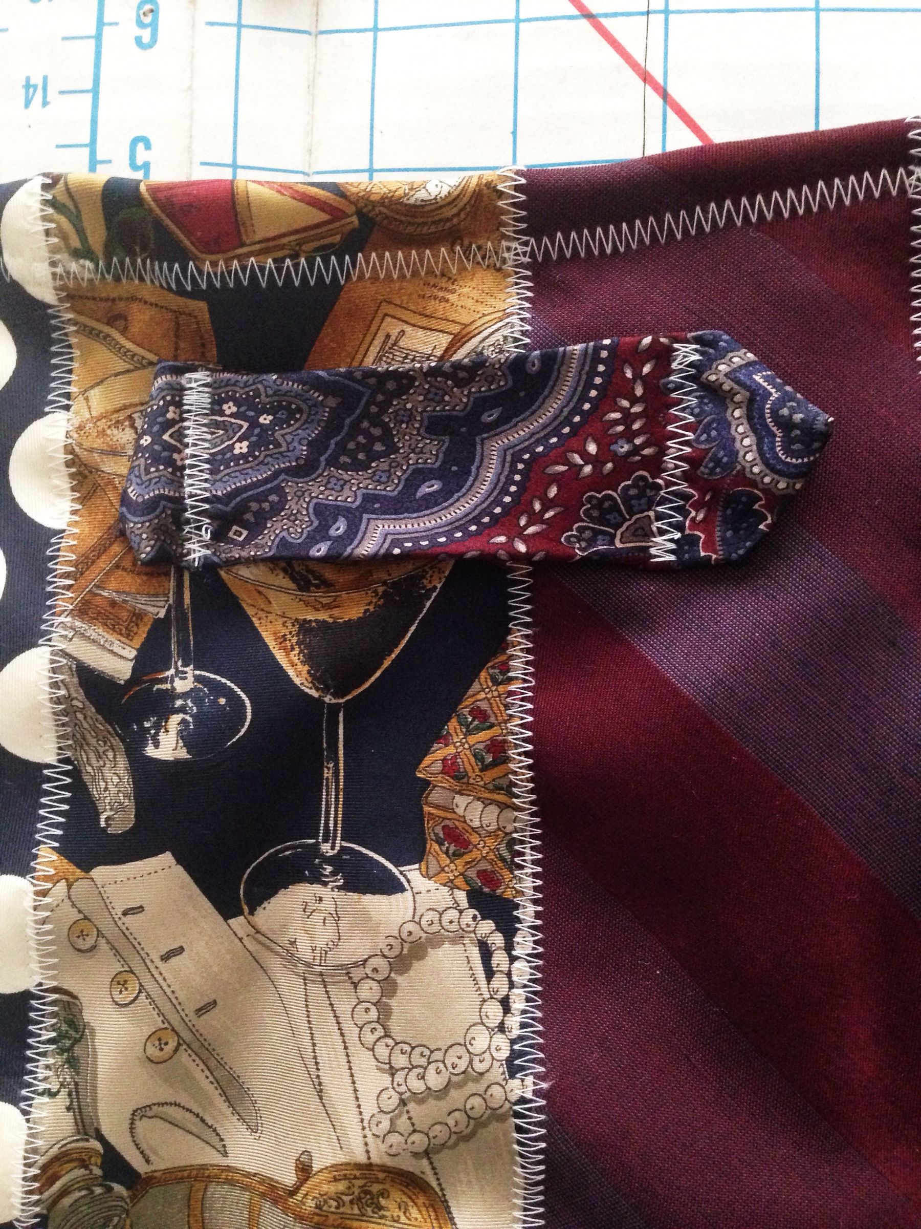 Necktie Purse : 8 Steps (with Pictures) - Instructables