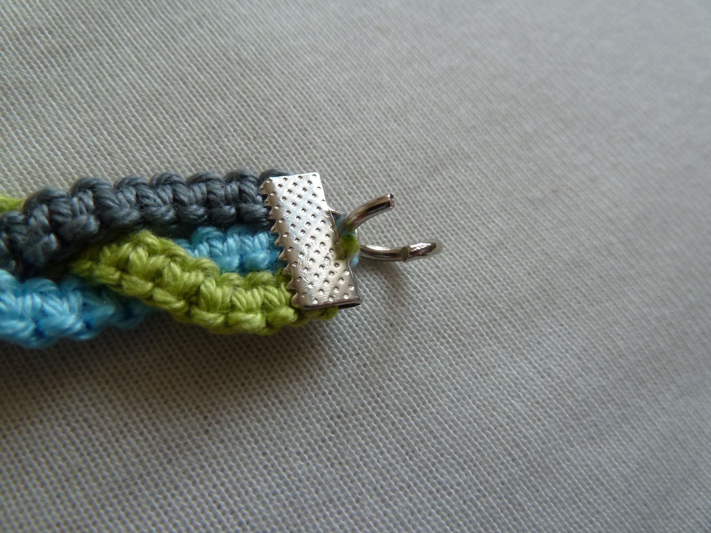 Braided Macrame Bracelet : 14 Steps (with Pictures) - Instructables