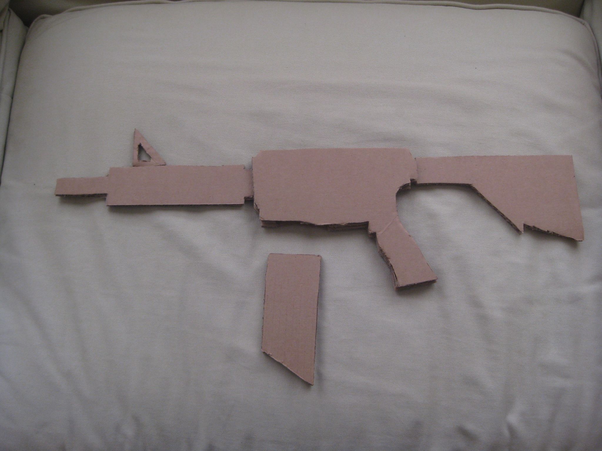Cardboard Assault Rifle! : 5 Steps - Instructables