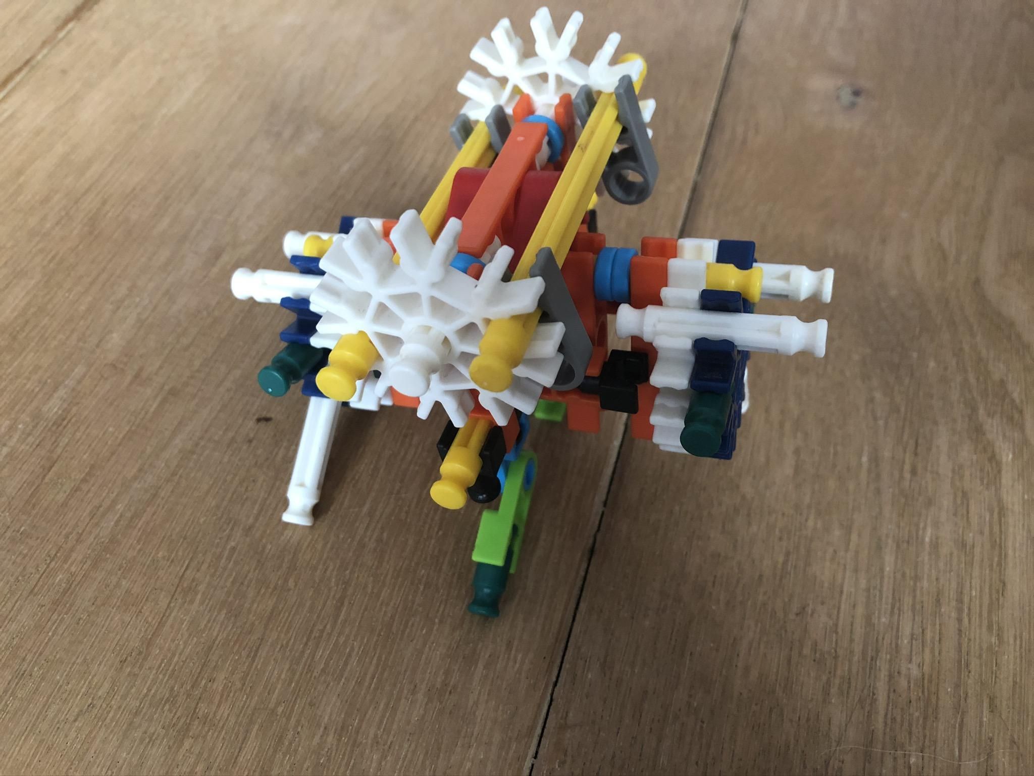 4-way Path Seperator for Knex Ball Machines : 11 Steps - Instructables