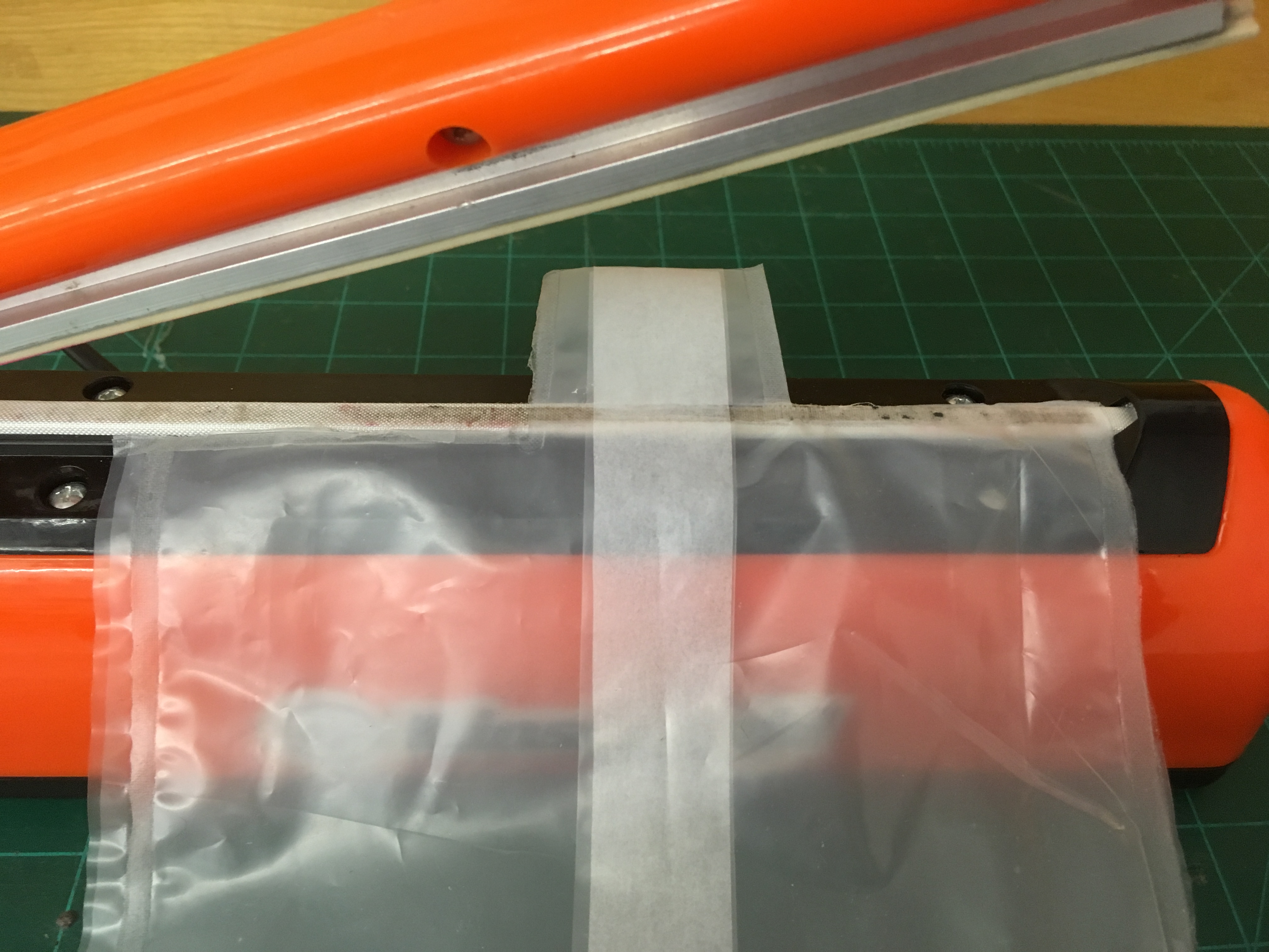 Airtight Self-Sealing Inflatable : 5 Steps (with Pictures) - Instructables