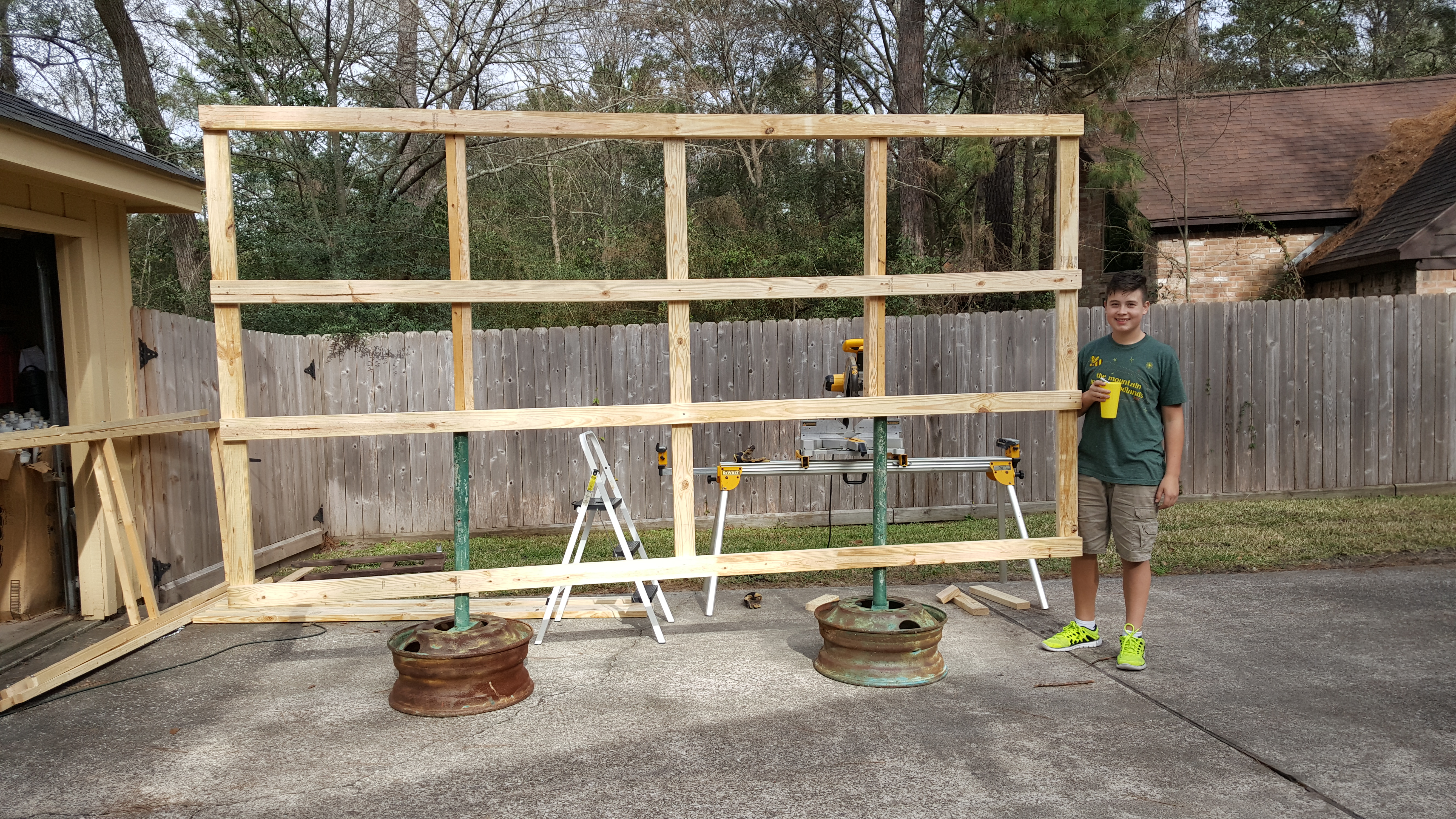 DIY Video Wall : 5 Steps (with Pictures) - Instructables