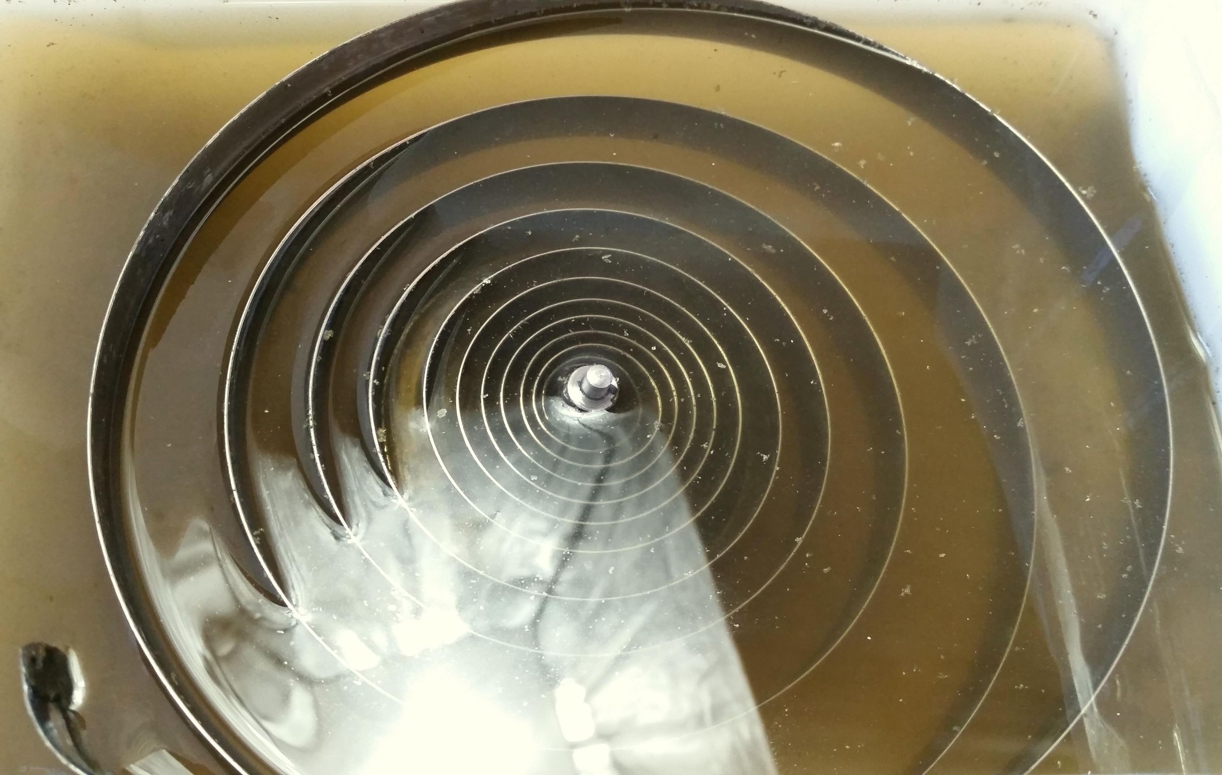 Give an Old Gramophone Some New Life! : 18 Steps (with Pictures ...
