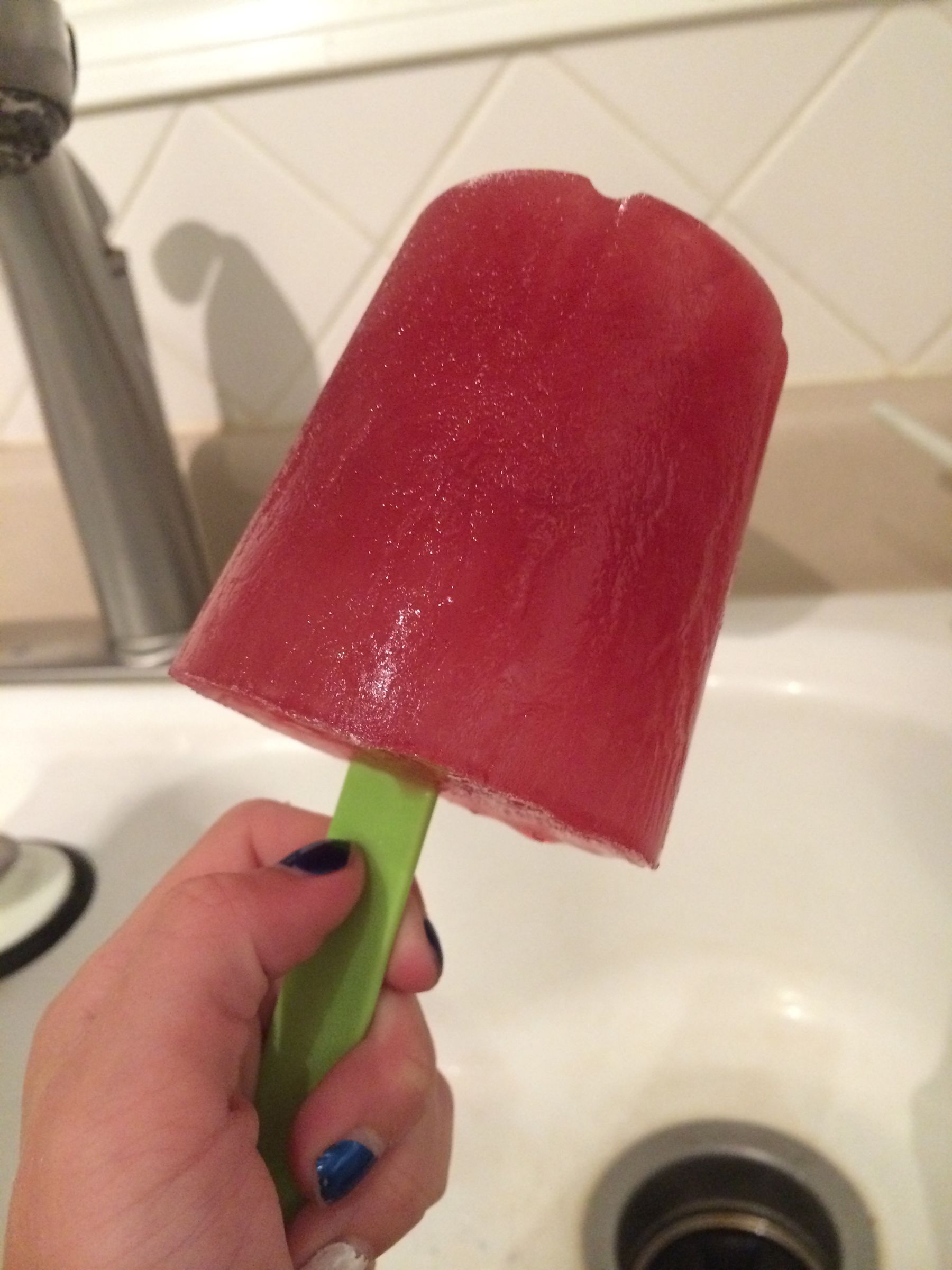 frozen juice pops DIY Project to Discover - FindingDIY