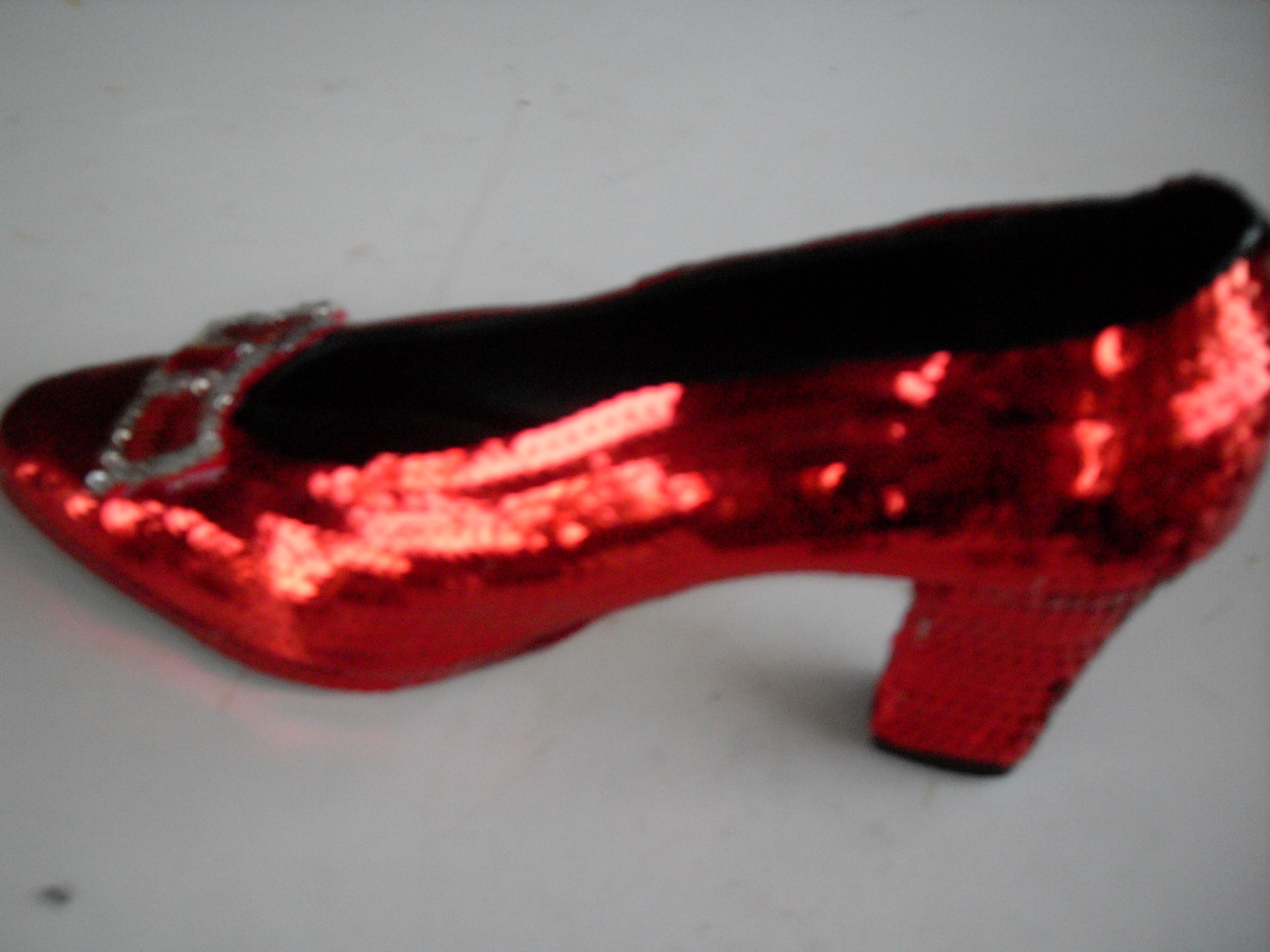 How to Make Ruby Slippers From the Wizard of Oz : 4 Steps - Instructables