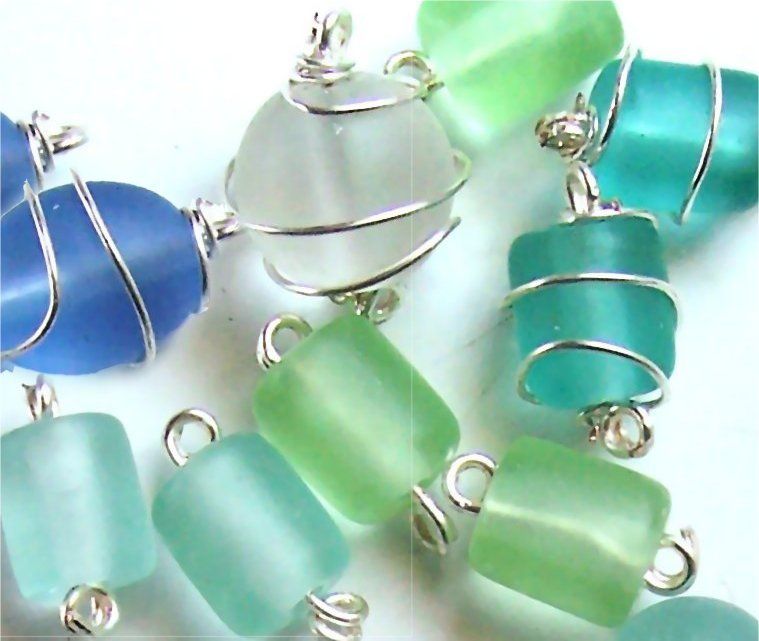 glass bead wire rings DIY Project - Step-by-Step DIY Project | FindingDIY
