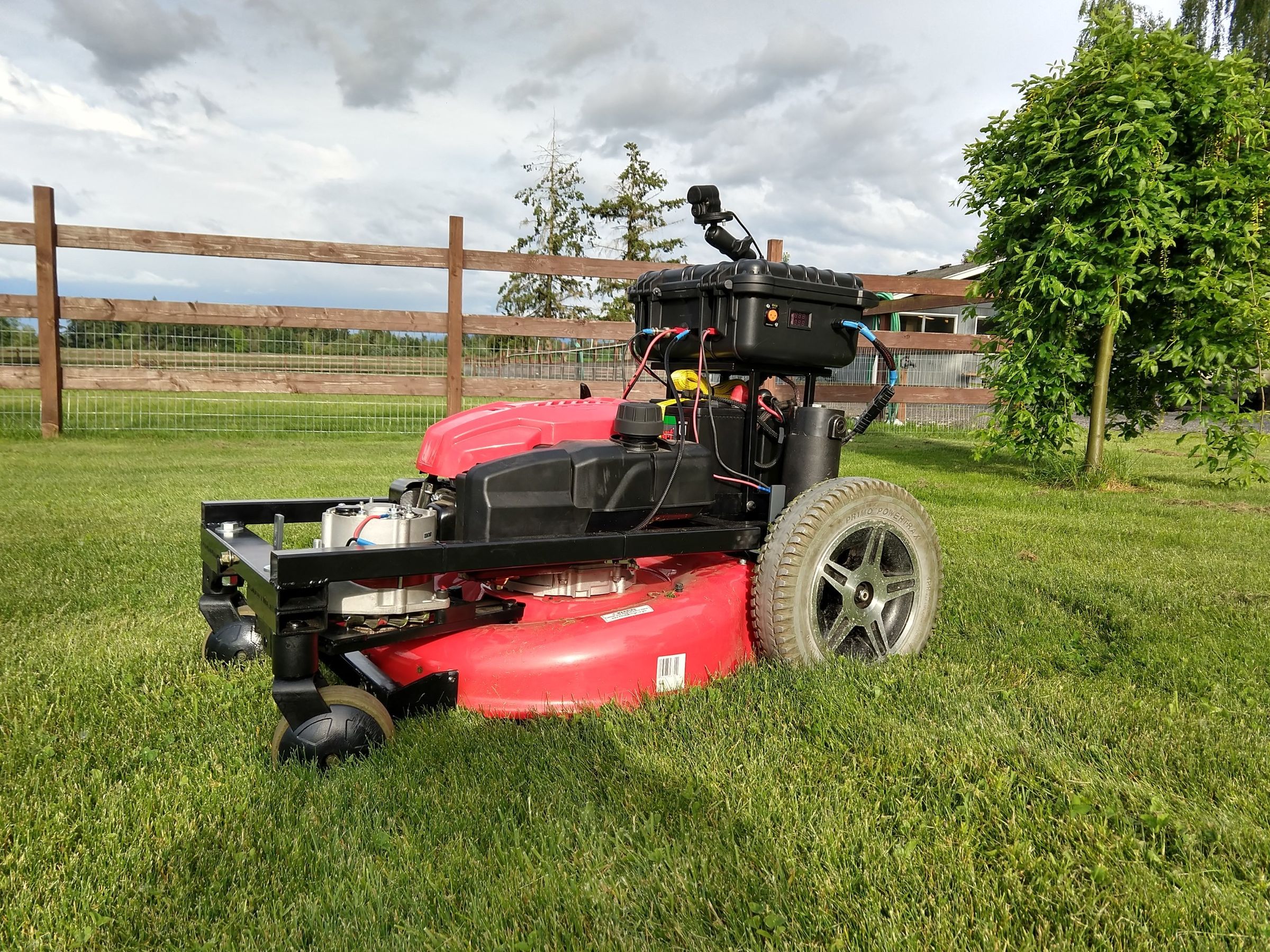 Remote Control Lawn Mower : 7 Steps (with Pictures) - Instructables