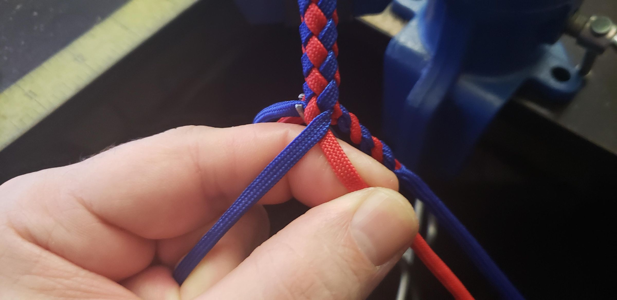 Tygra's Bolo-Whip With Paracord in 16 Plait : 9 Steps (with Pictures ...