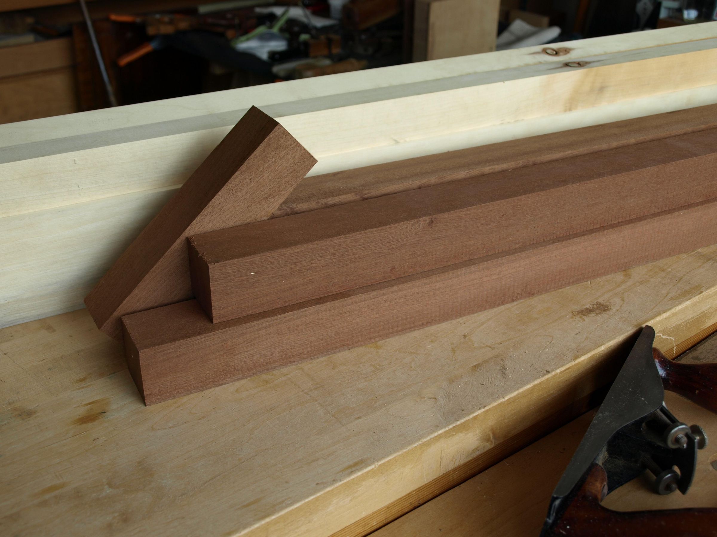 Compact "Yacht" Desk : 5 Steps (with Pictures) - Instructables