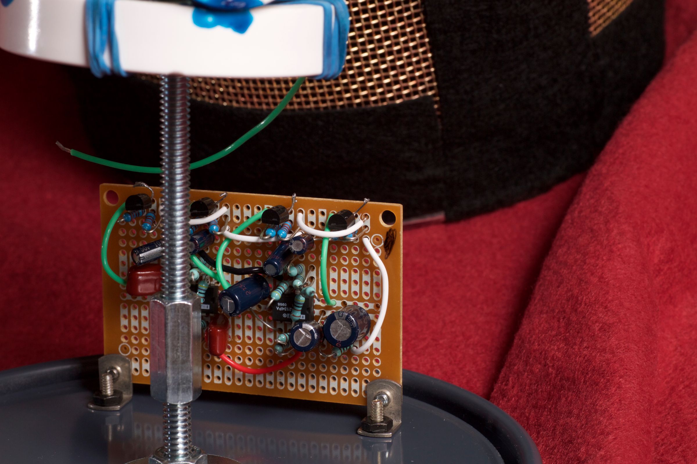 The Paint Can "Blumlein Pair" Stereo Microphone : 11 Steps (with ...