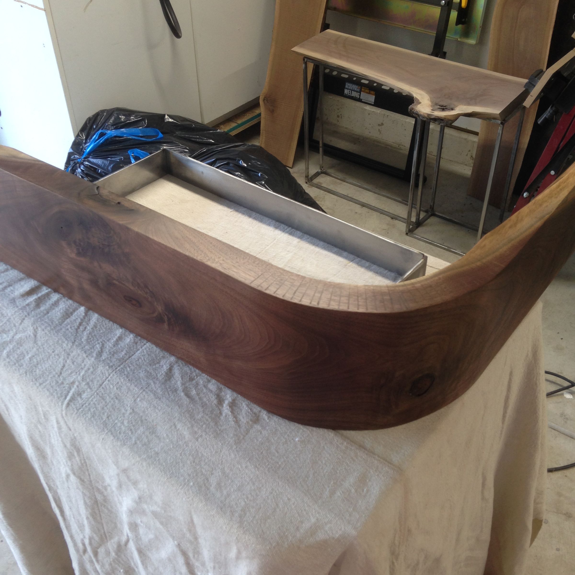 Dead Edge End Table : 7 Steps (with Pictures) - Instructables