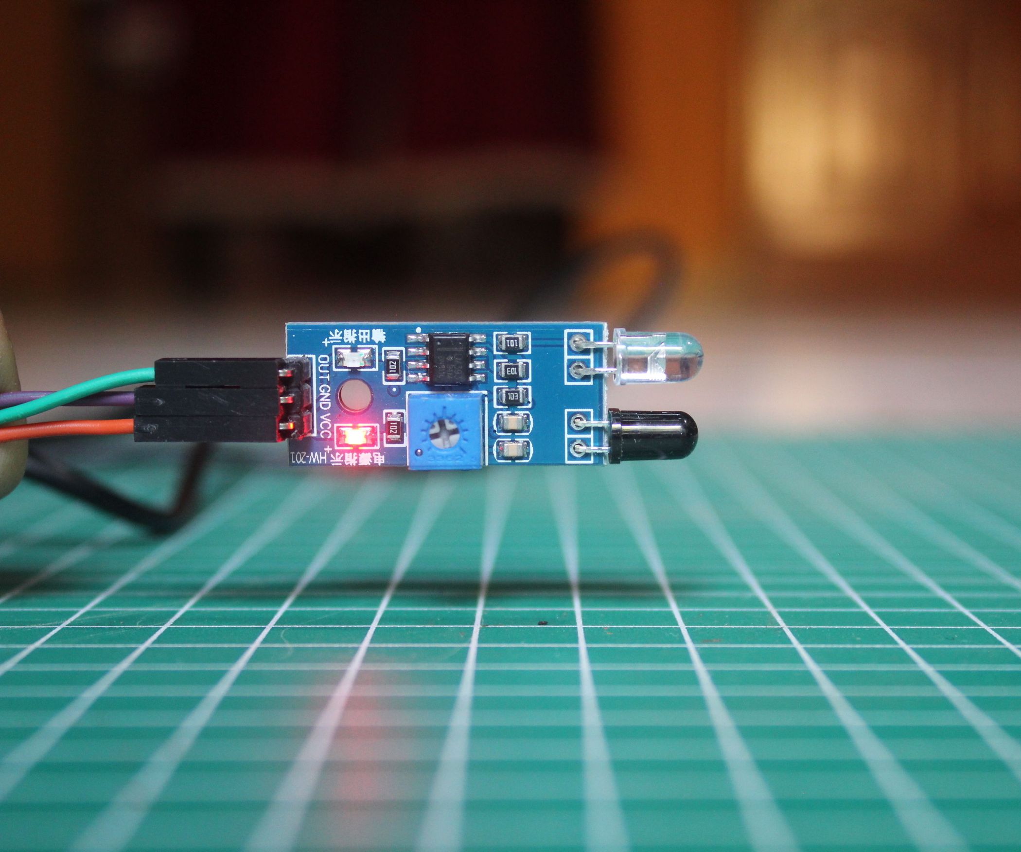 Read the Remot Control Using IR Sensor : 4 Steps - Instructables