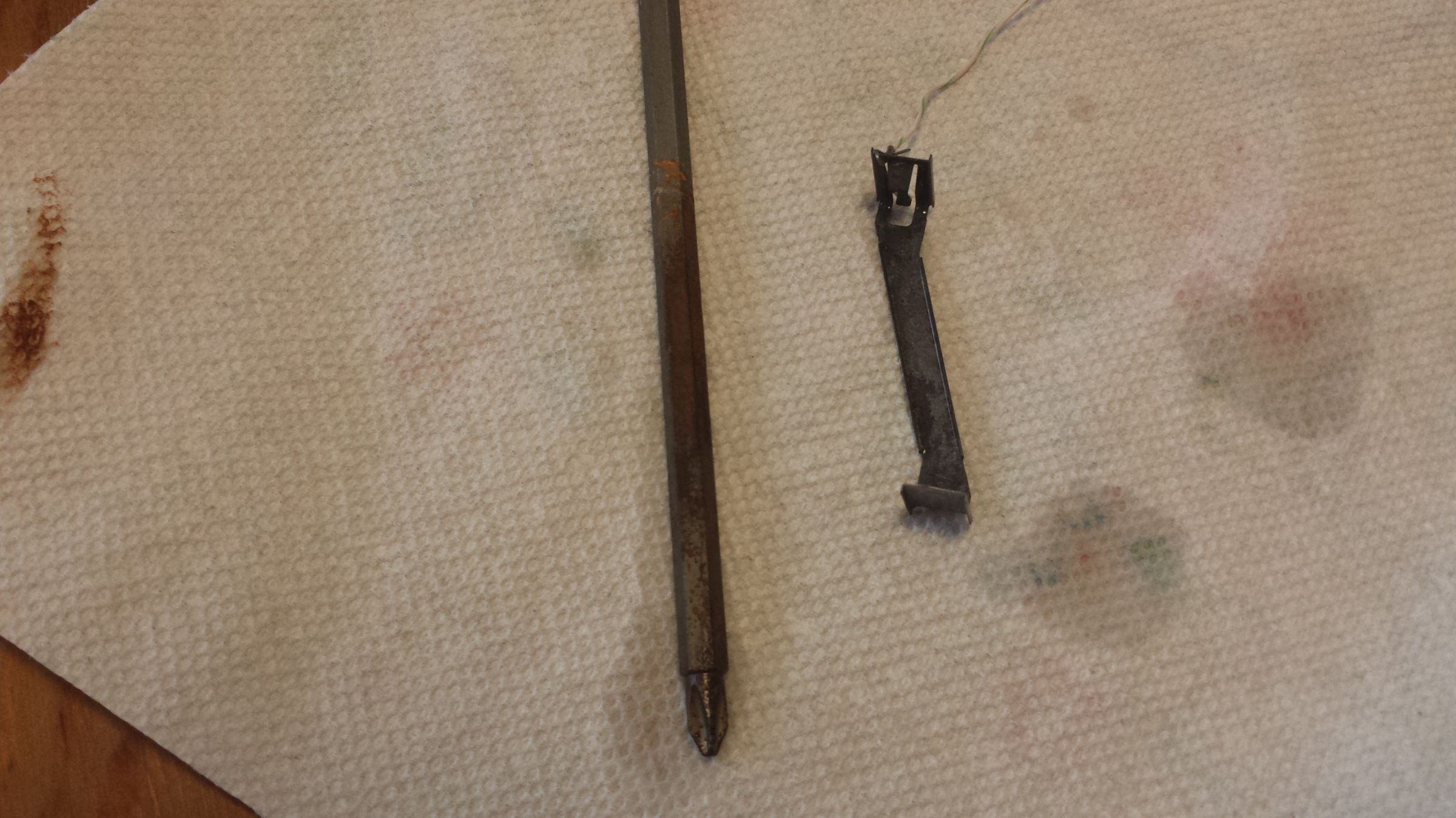 Restoring Corroded Battery Contacts : 7 Steps (with Pictures ...